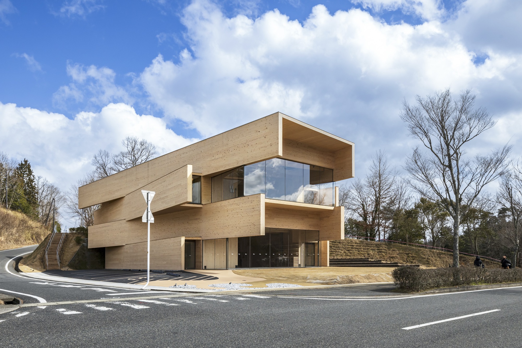 画廊 Kibi Kogen N 广场 / 隈研吾建筑都市设计事务所 - 5