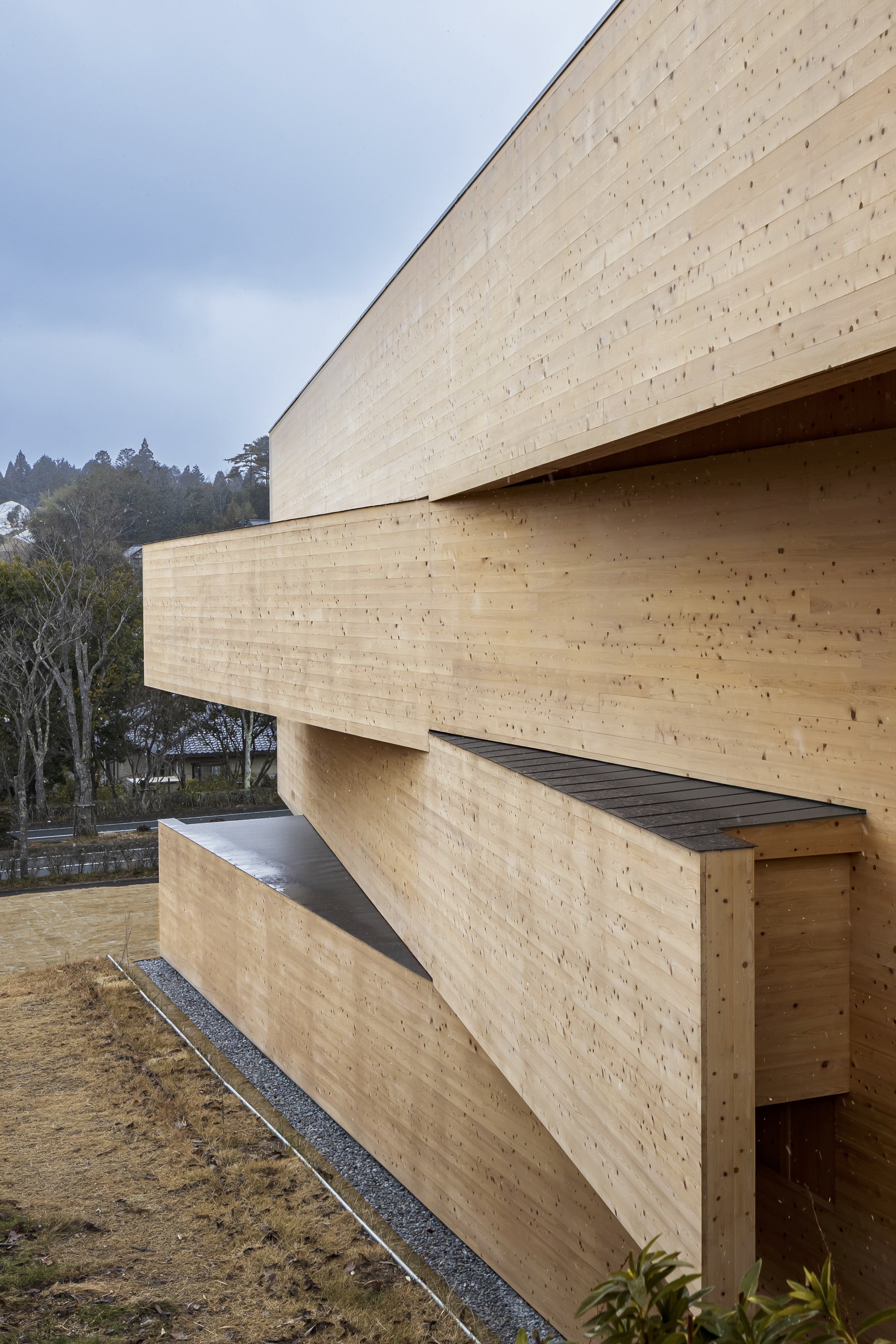 画廊 Kibi Kogen N 广场 / 隈研吾建筑都市设计事务所 - 10