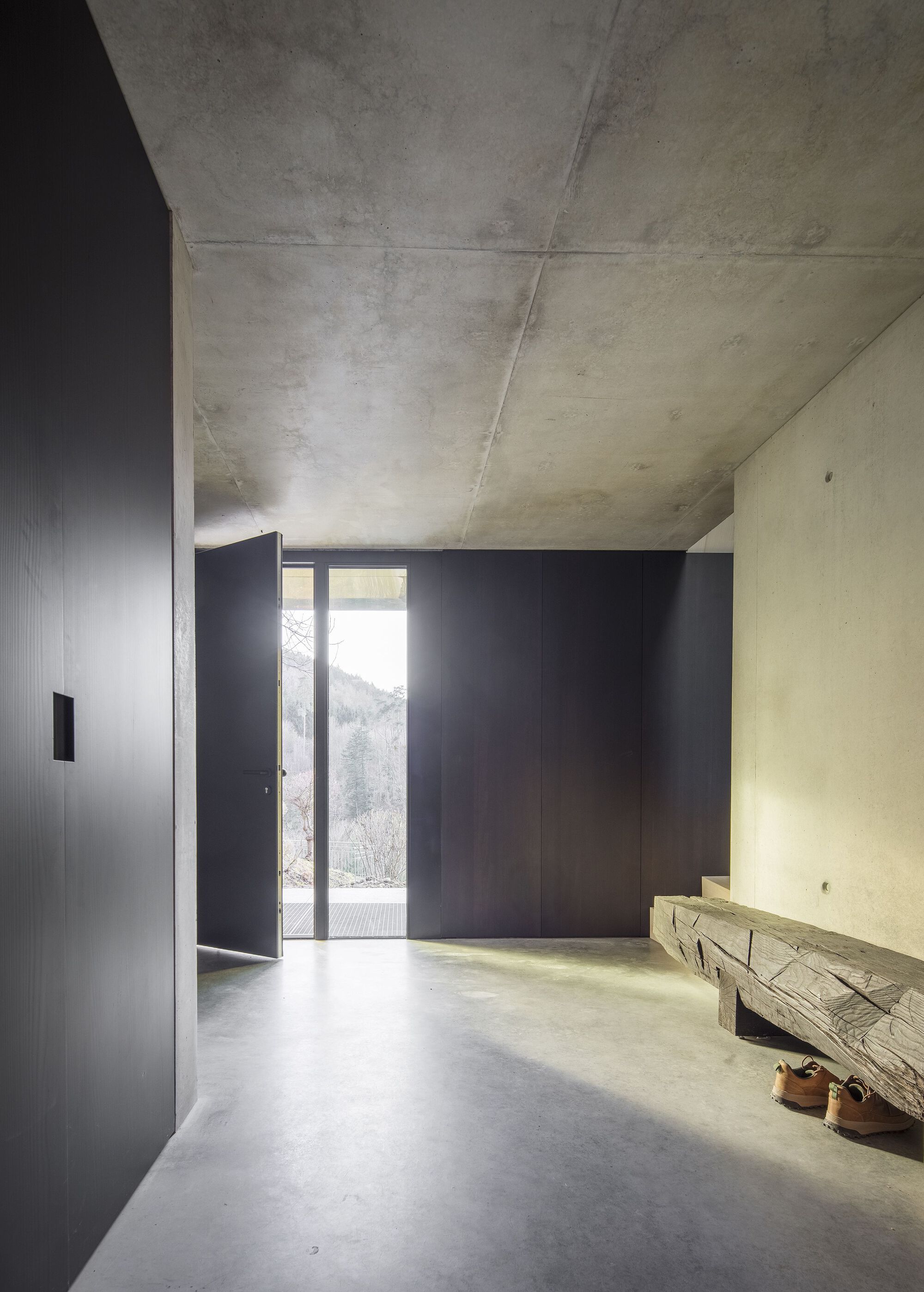 Gallery of VA House / Sebastian David Büscher - 10