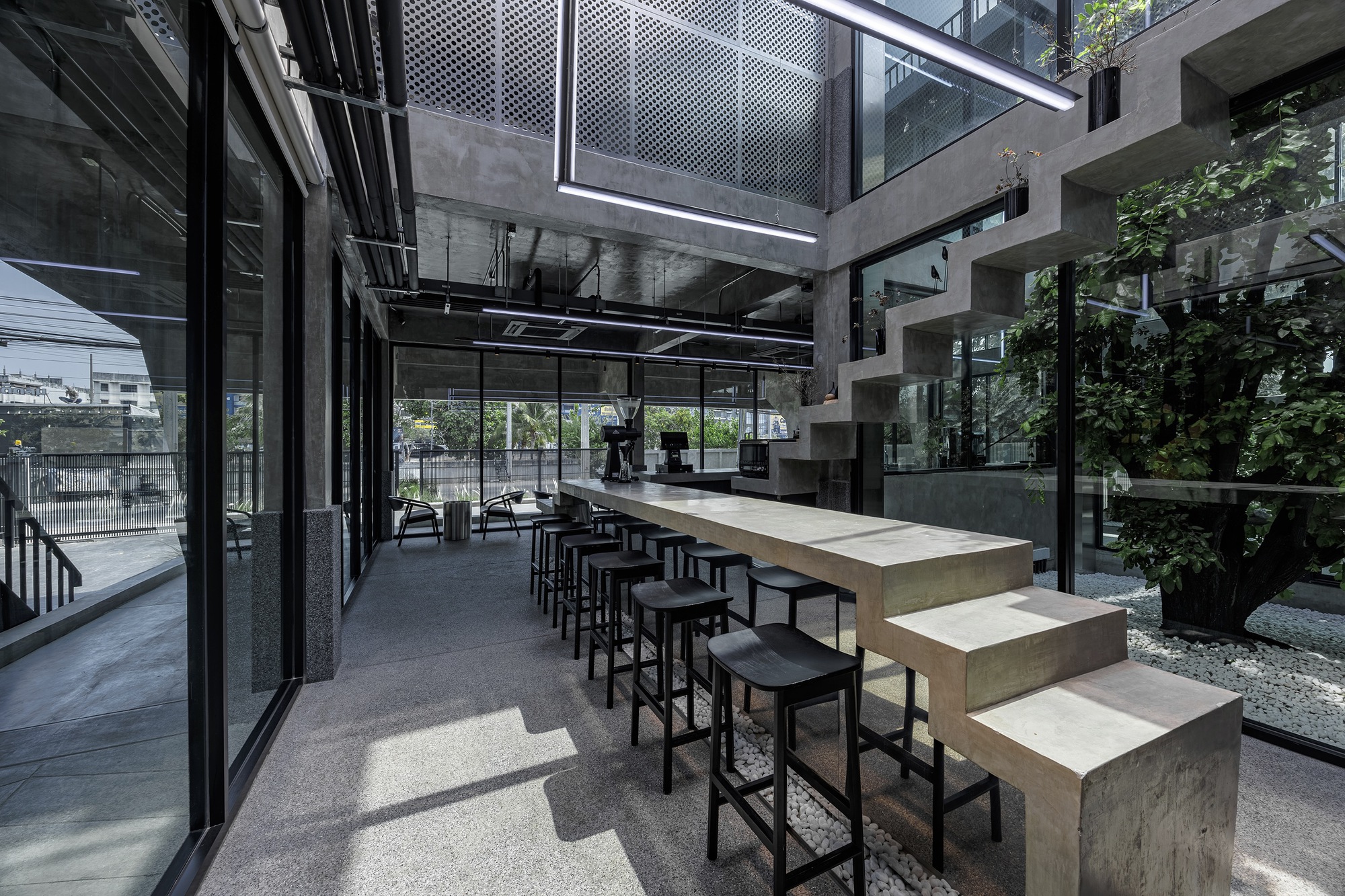 Gallery of Phuffle Restaurant and Café / Too.architects - 11