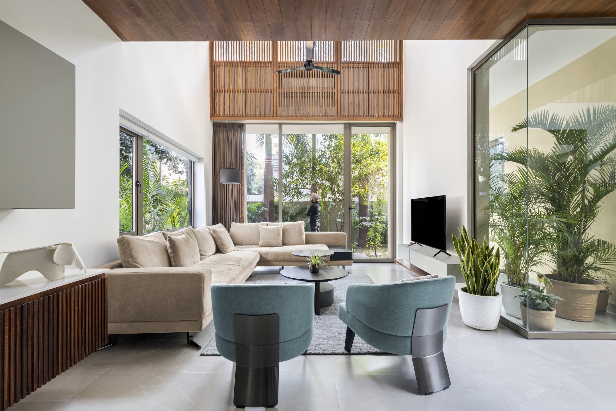 Gallery of Vault House / Sifti Design Studio - 4