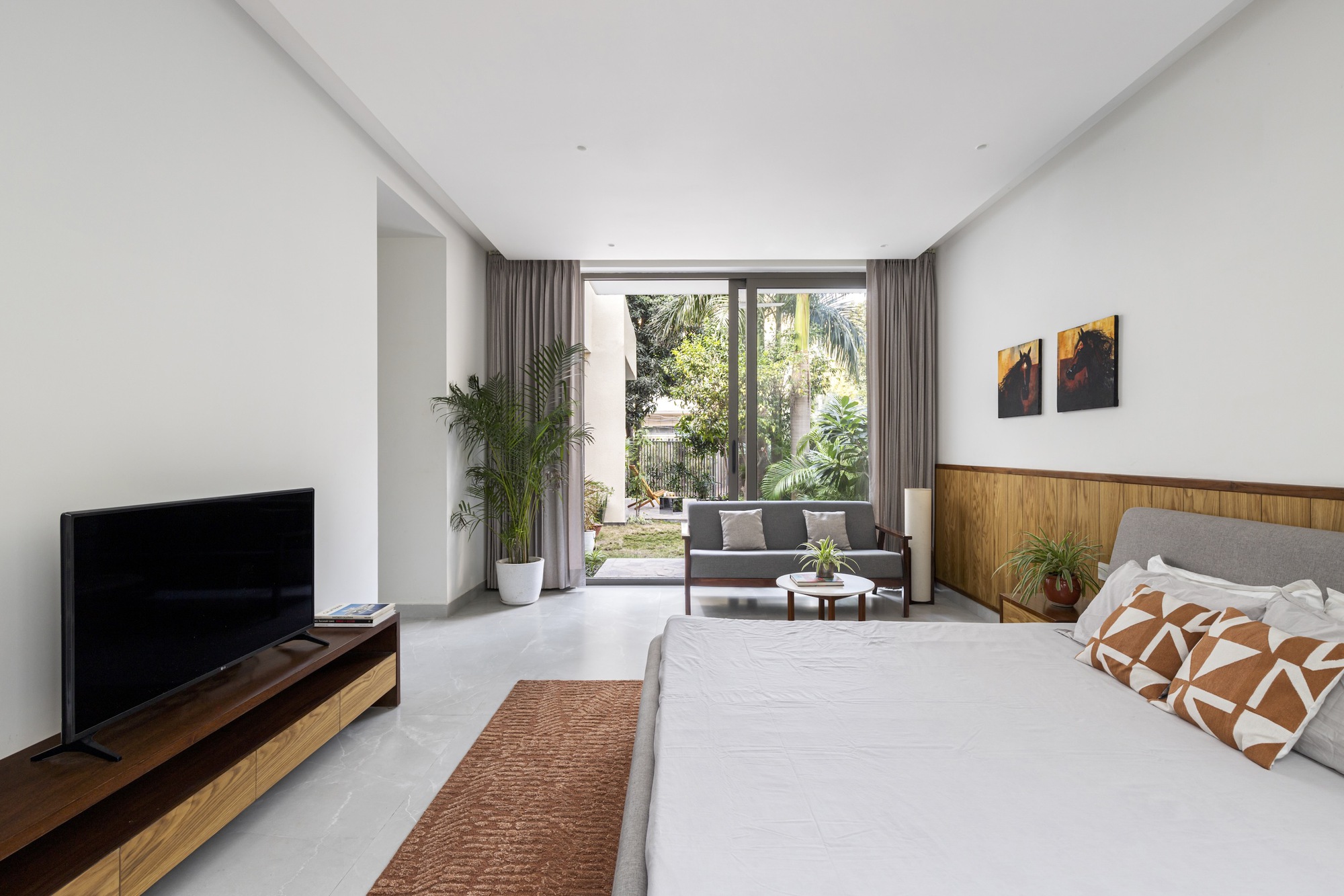 Gallery of Vault House / Sifti Design Studio - 10