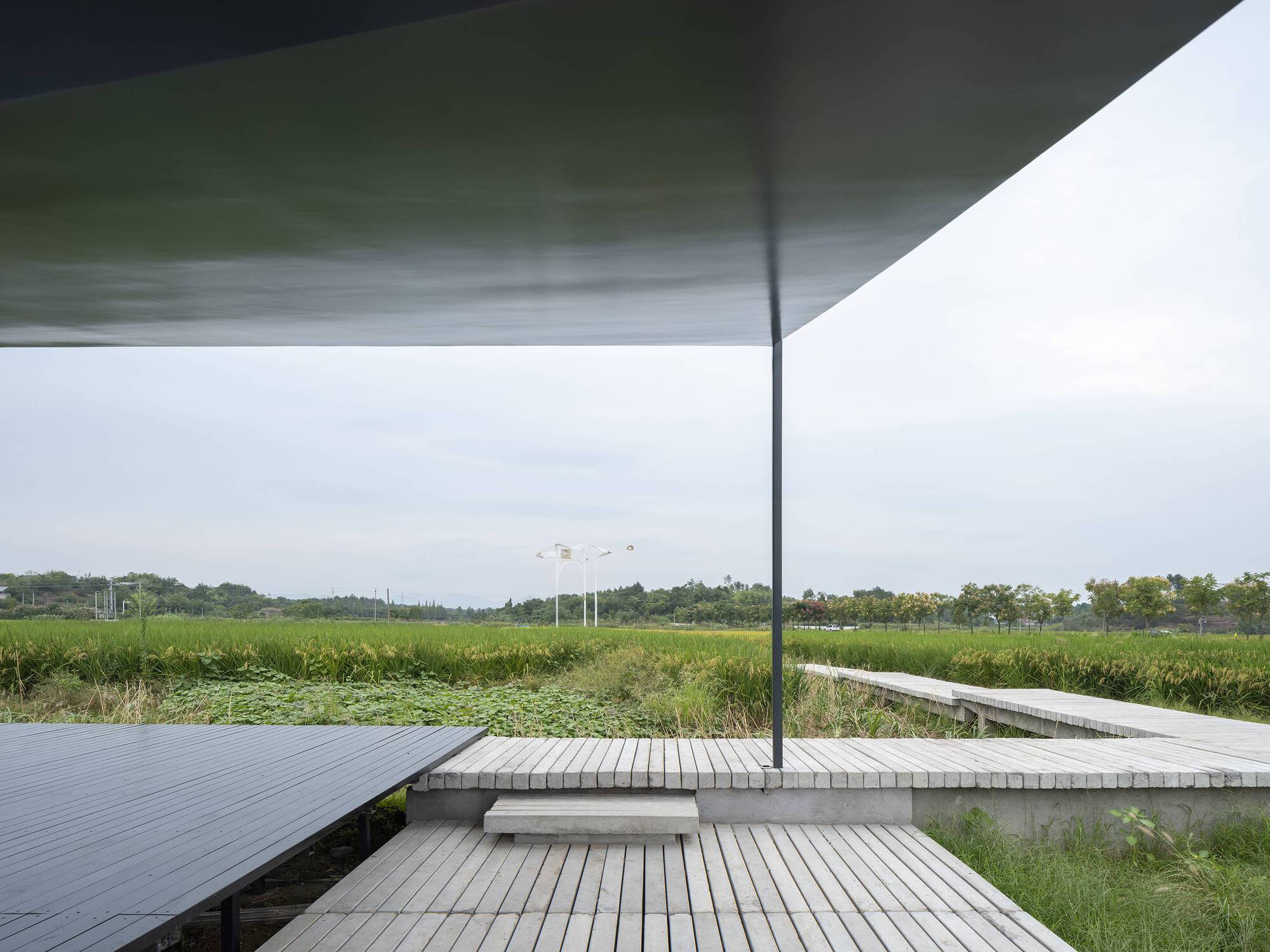 Gallery of Listening-to-the-rain Stop / SWOOP STUDIO - 15