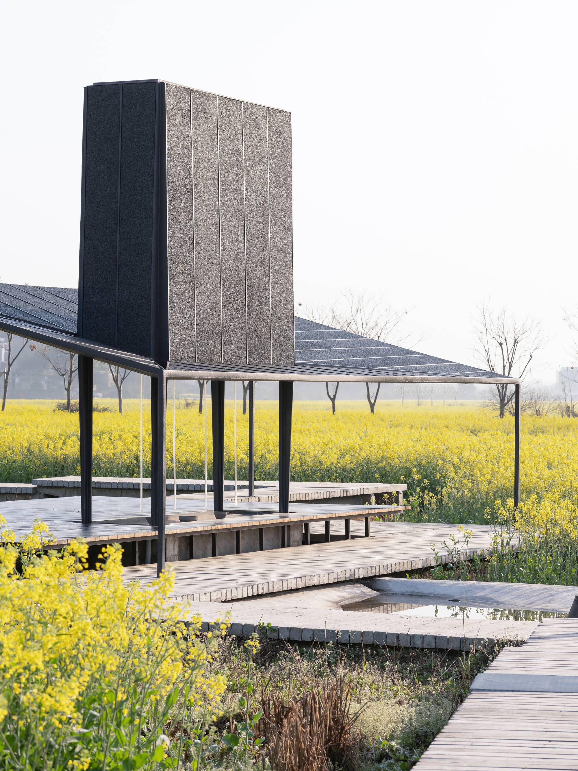 Gallery of Listening-to-the-rain Stop / SWOOP STUDIO - 3