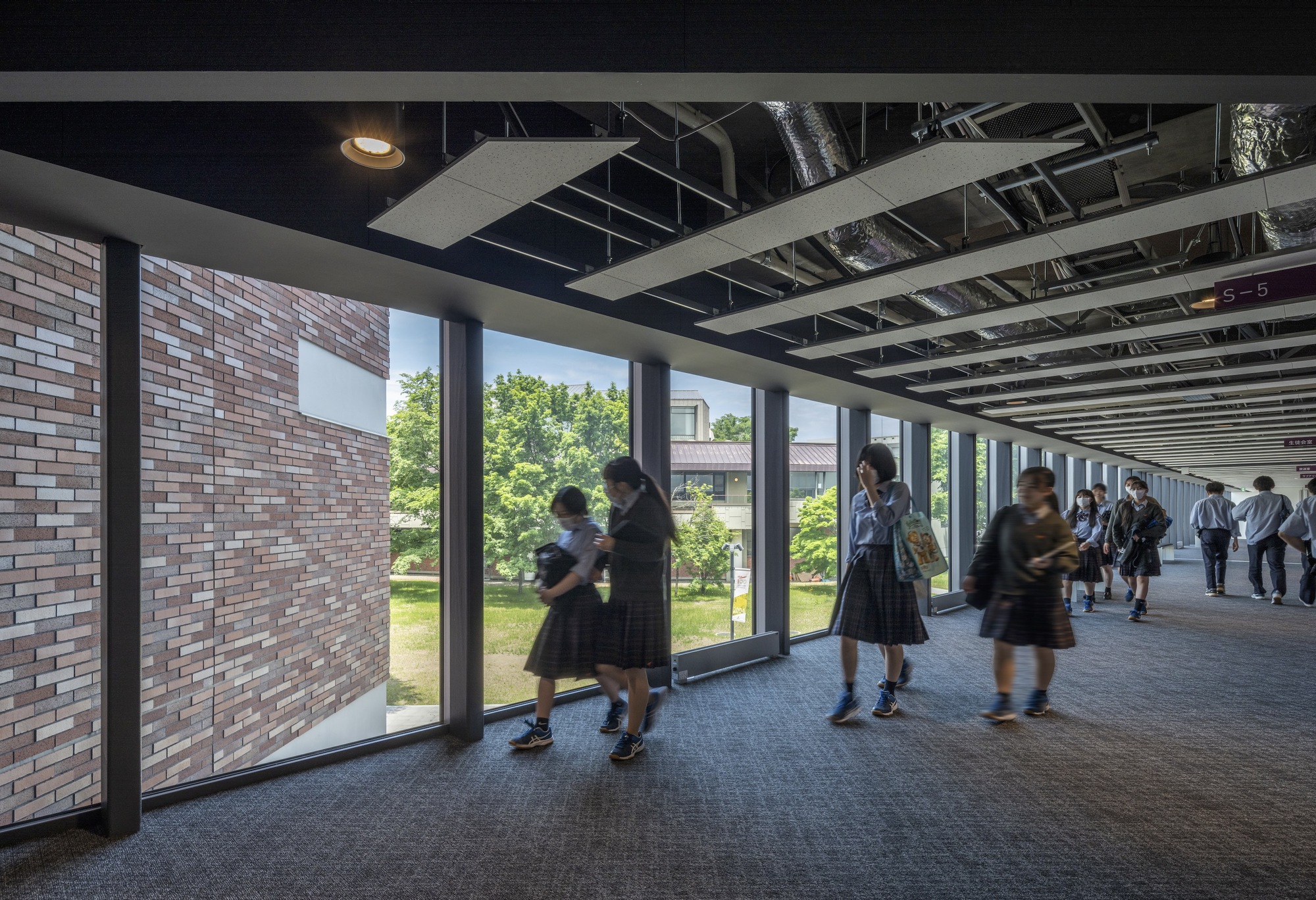 Gallery of Hokkaido University of Science High School / TAISEI DESIGN ...