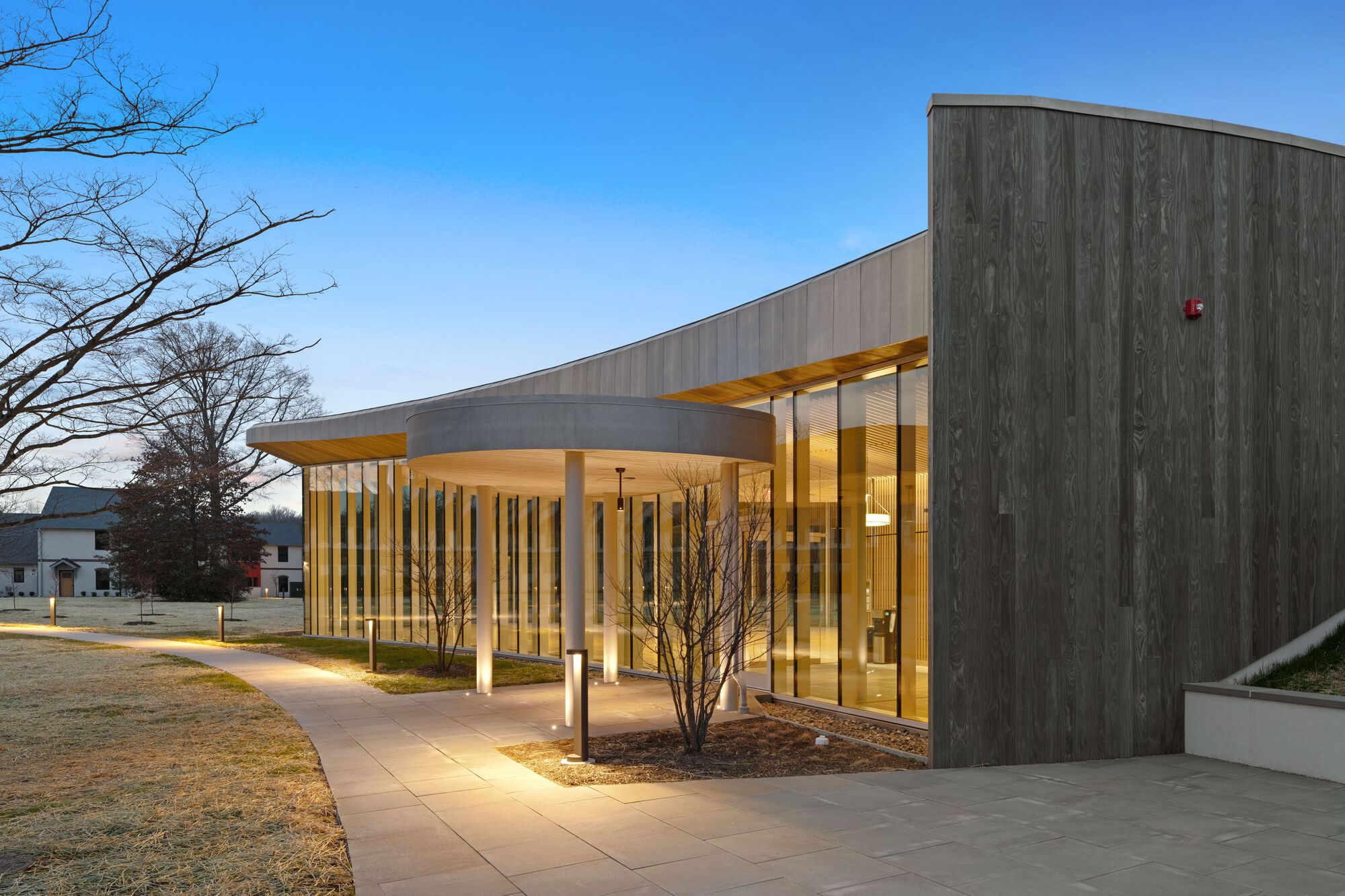 Gallery of Faith-Based Nursing Foundation Community Center / Ford 3 ...