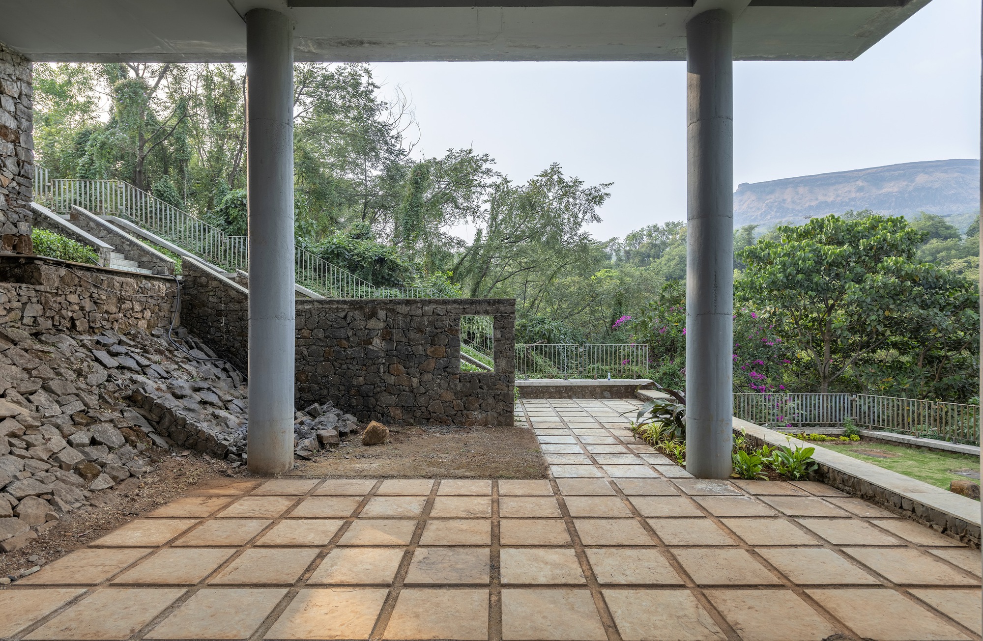 Gallery of House 300 / KSA Architects - 7