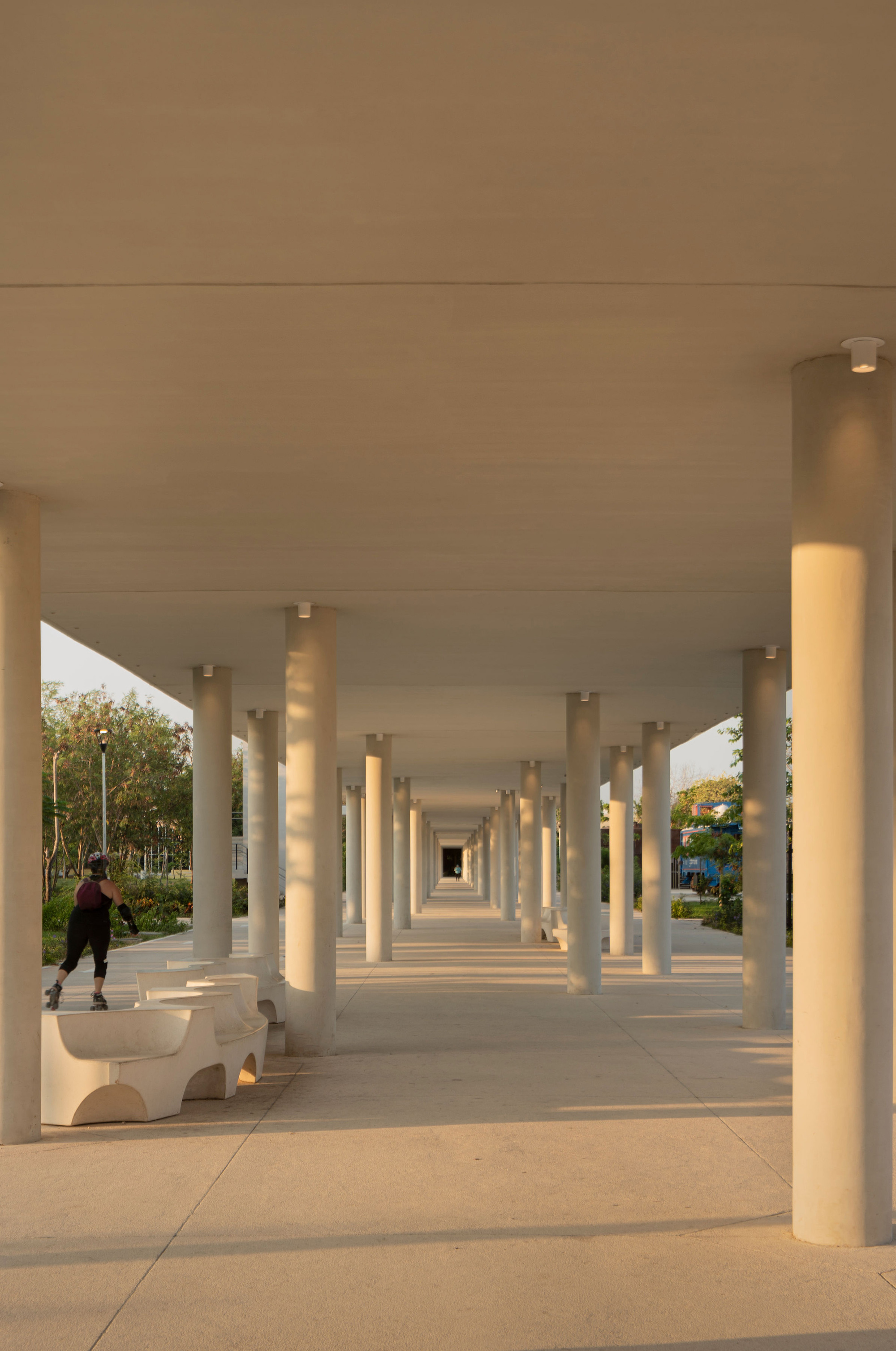 Galería de Gran parque La Plancha / Quesnel arquitectos + Muñoz ...