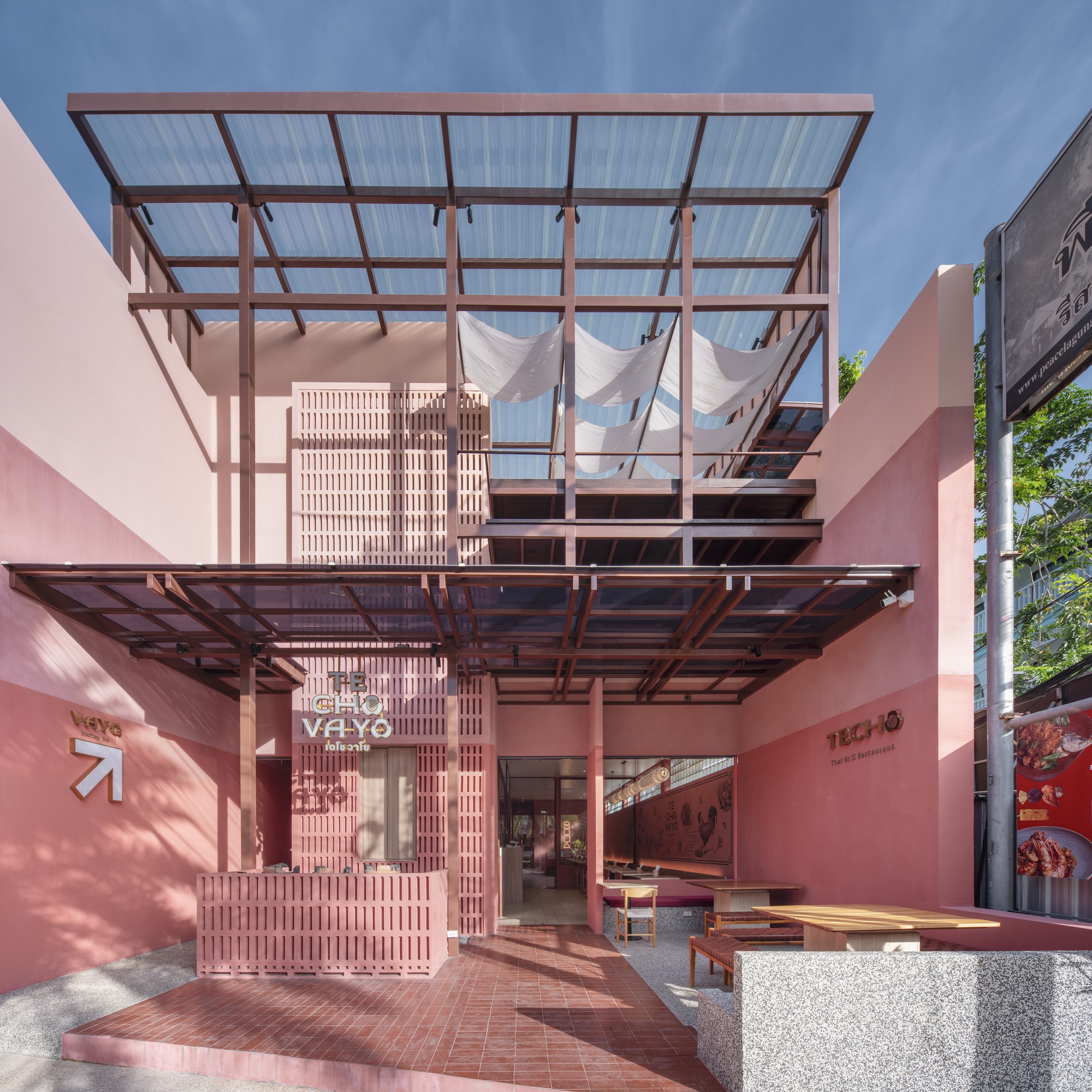 Gallery of Techo Vayo Restaurant / Sixseven Studio - 21