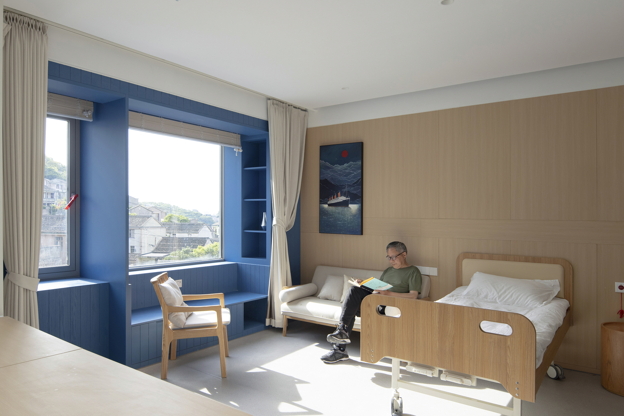 Gallery of Zhoushan Chaishan Island Elderly Care Home / line+ studio - 3