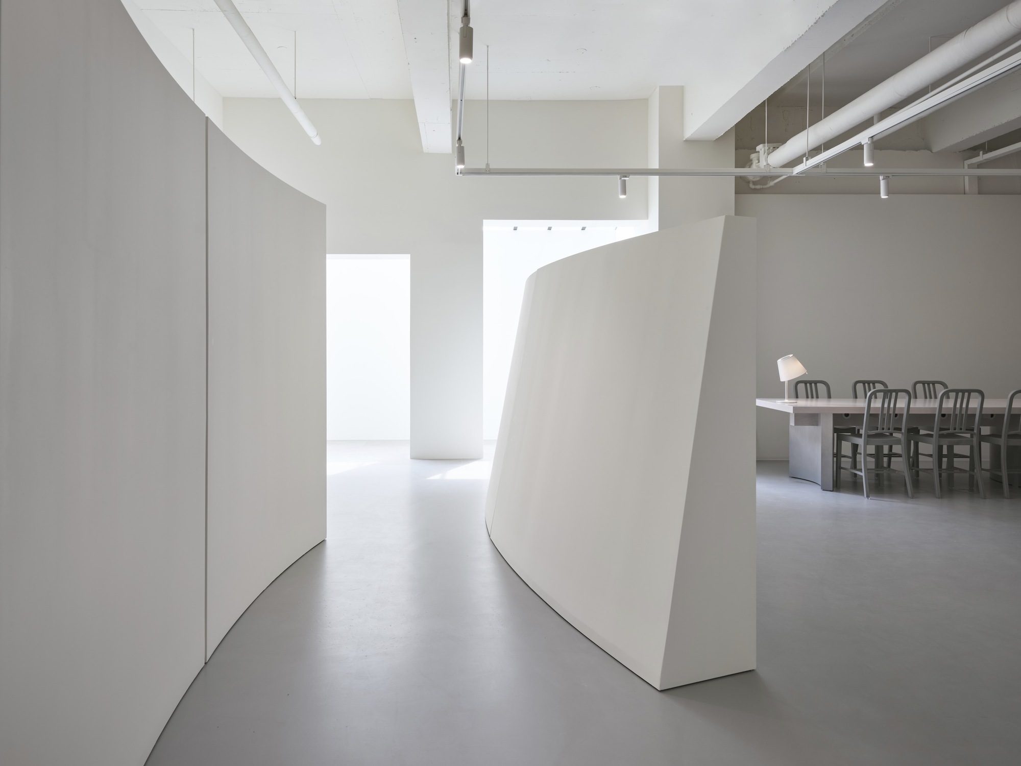 Gallery of Dr. COSMO Design Story Mixed Use Space / Another D Studio - 9