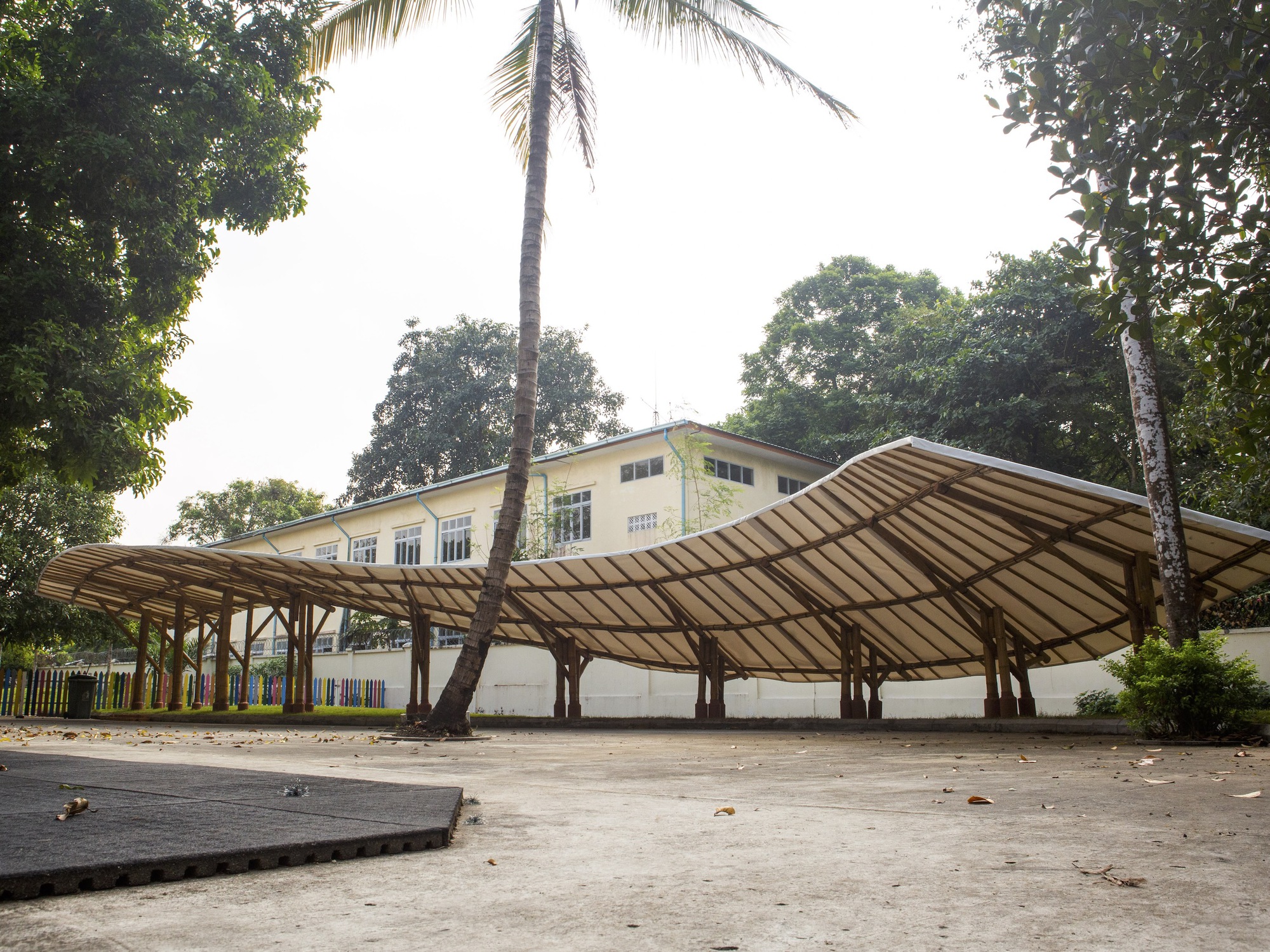 Gallery of Shade School Playground Pavilion / Blue Temple - 13