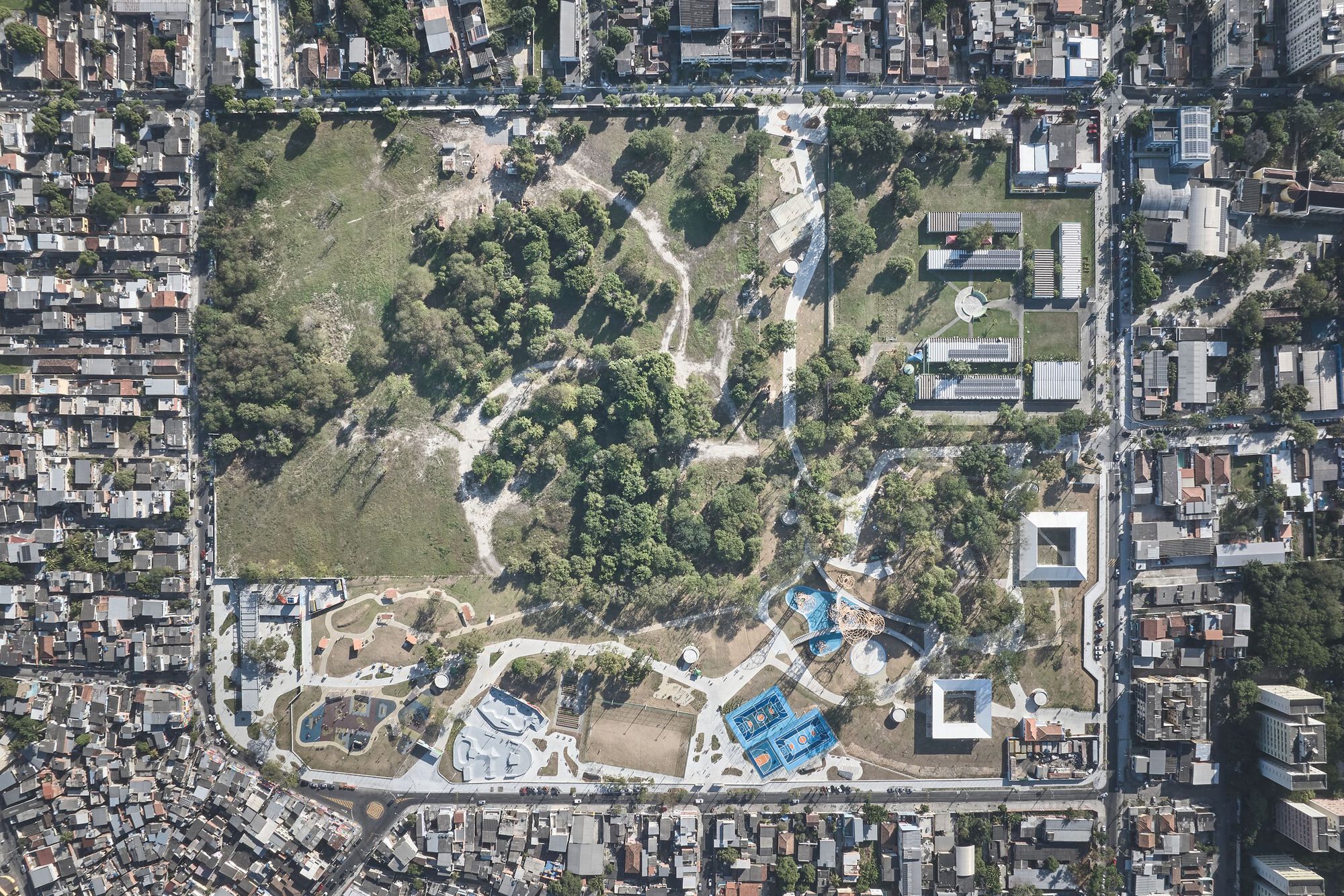 Galeria de Parque Realengo Susana Naspolini / Ecomimesis Soluções ...