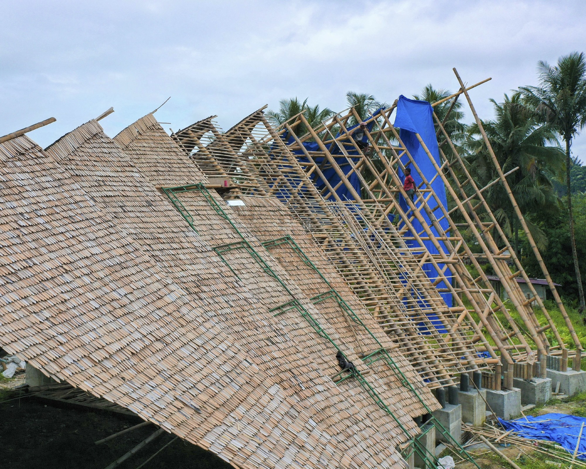 Gallery of KAKR Buluh Awar Hall / cavatinastudio + Brahmawanta ...