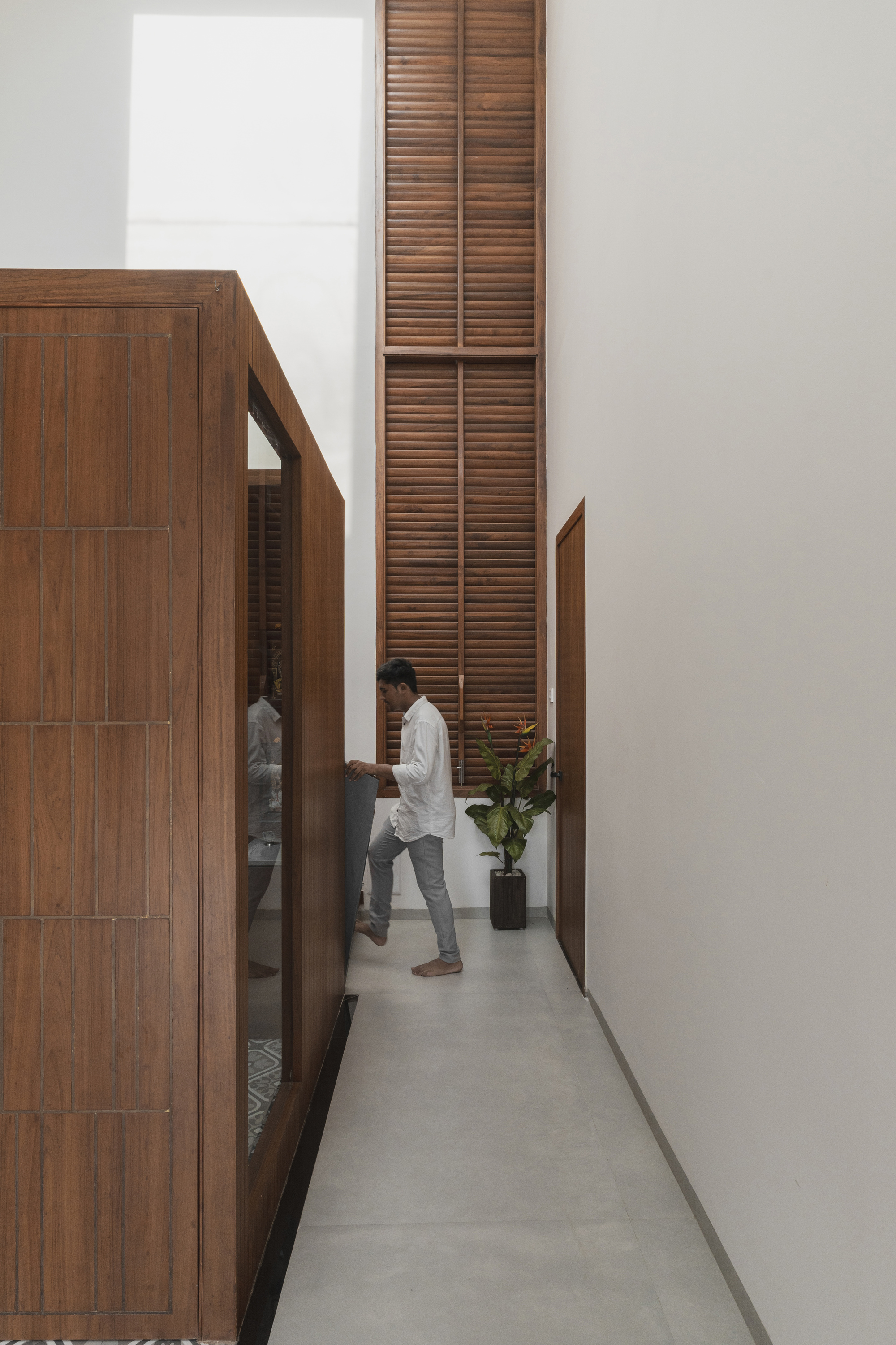 Gallery of A House in the Farm / studio MOB - 11