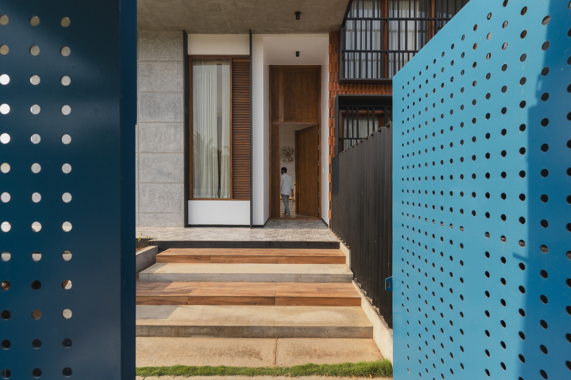 Gallery of A House in the Farm / studio MOB - 10