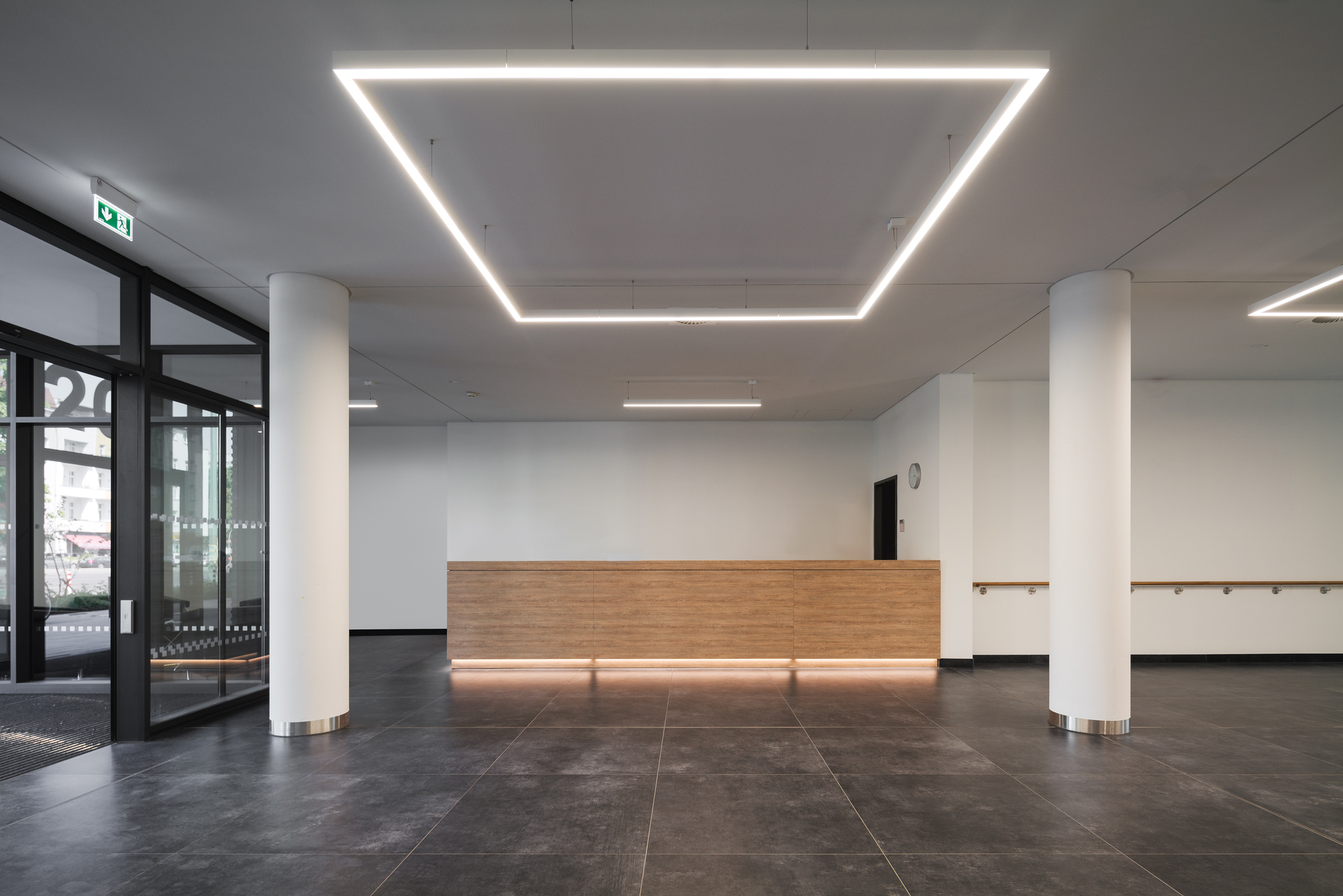 Gallery of Office Building FA 206 / Tchoban Voss Architekten - 13