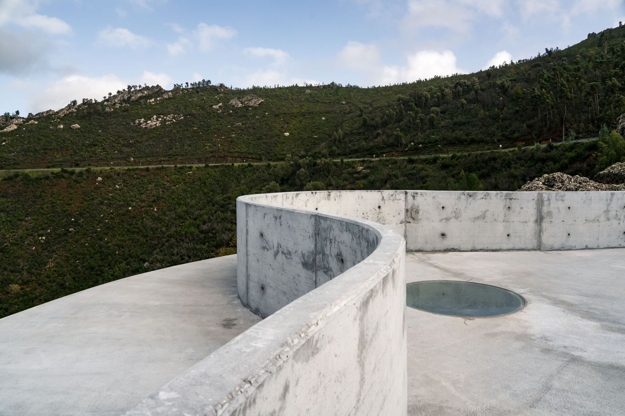 Gallery of Renovation of the Zebro Viewpoint / Álvaro Siza Vieira - 16