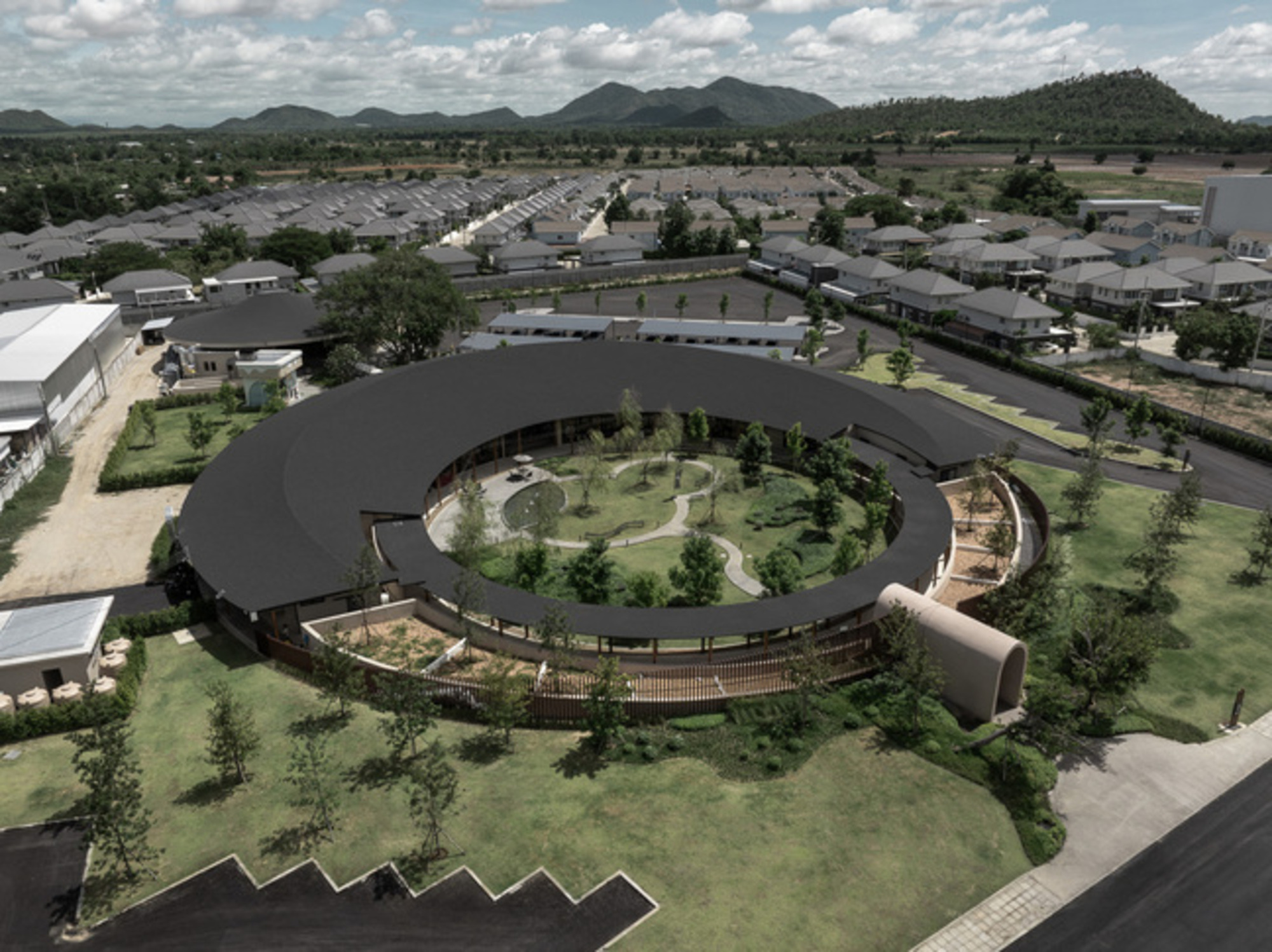 Gallery of KAEW Boutique / MOBIUS STUDIO - Design Creator - 8