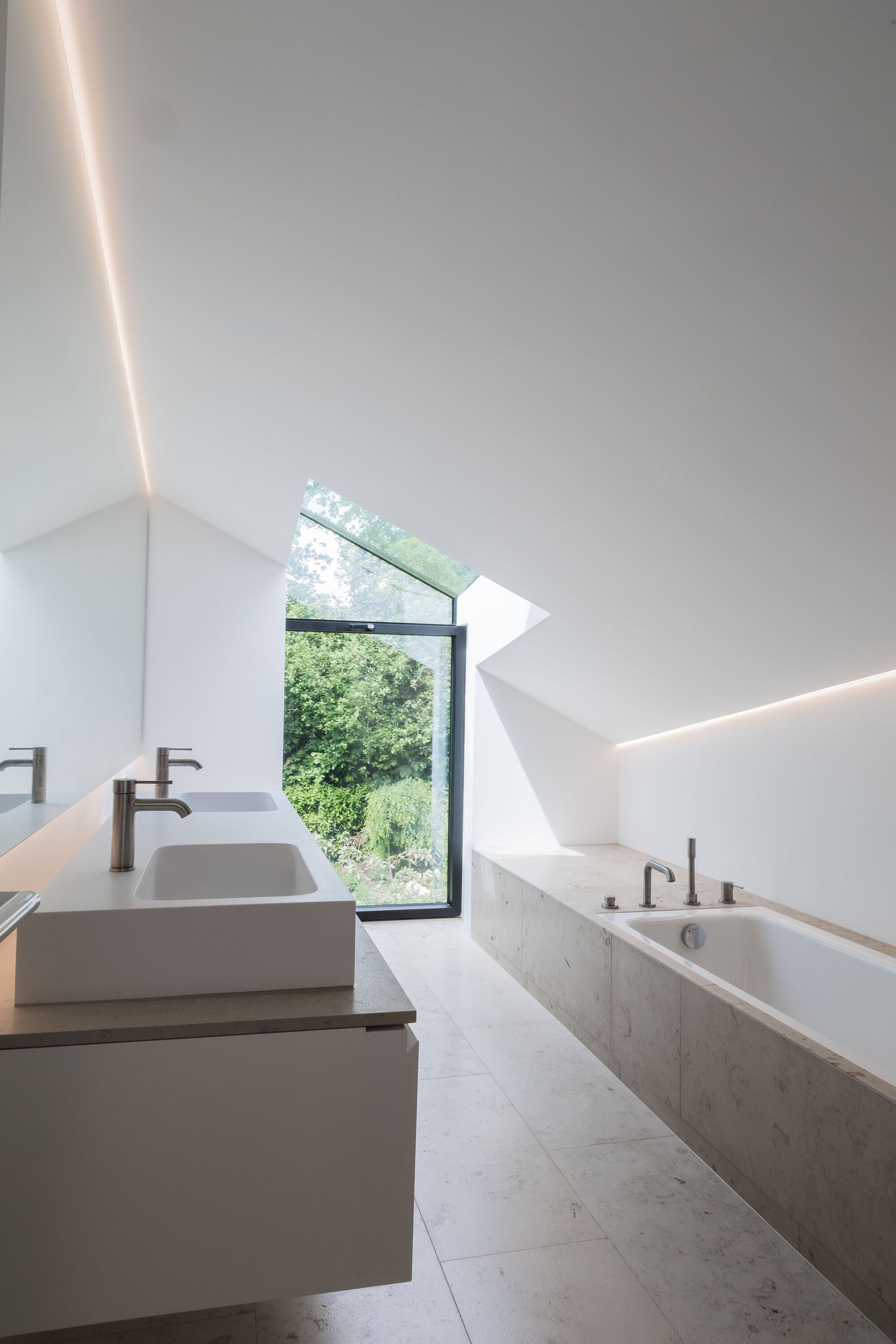 Gallery of House 10 x 10 / Titus Bernhard Architekten - 17