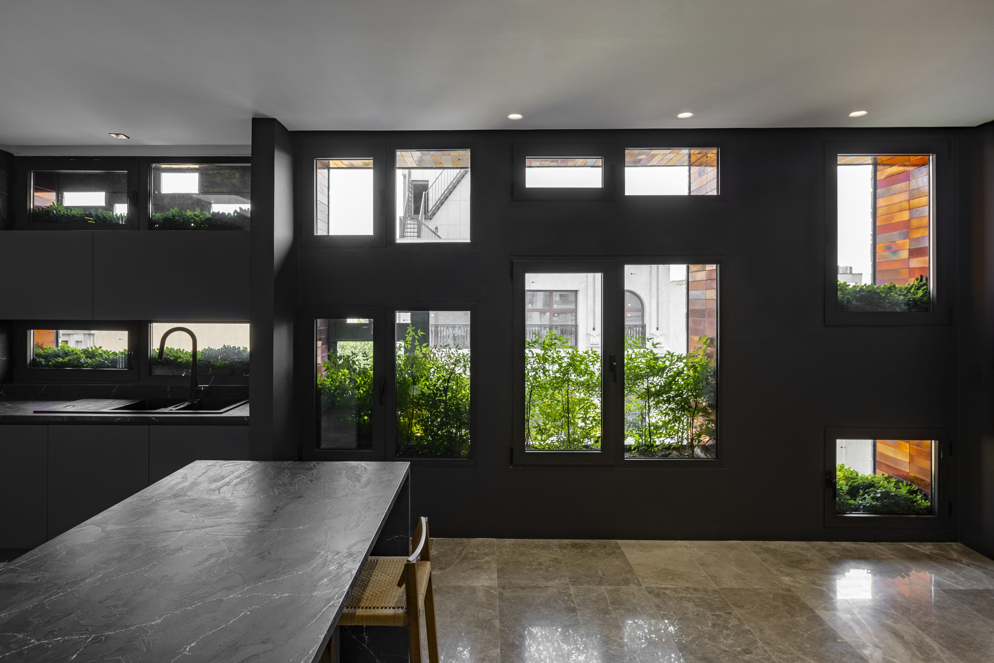 Gallery of Darya Residential Building / Hooba Design - 9