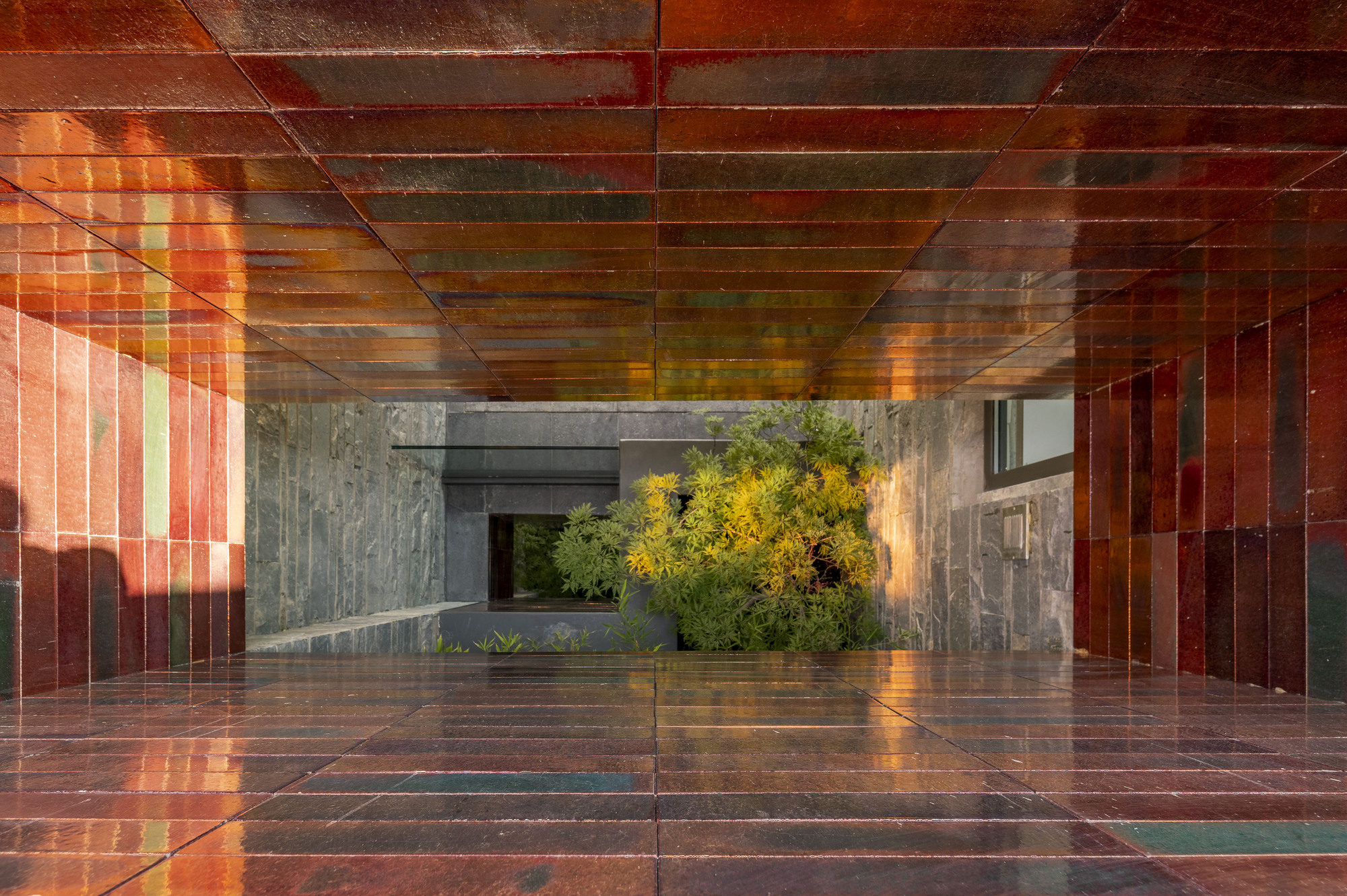 Gallery of Darya Residential Building / Hooba Design - 11