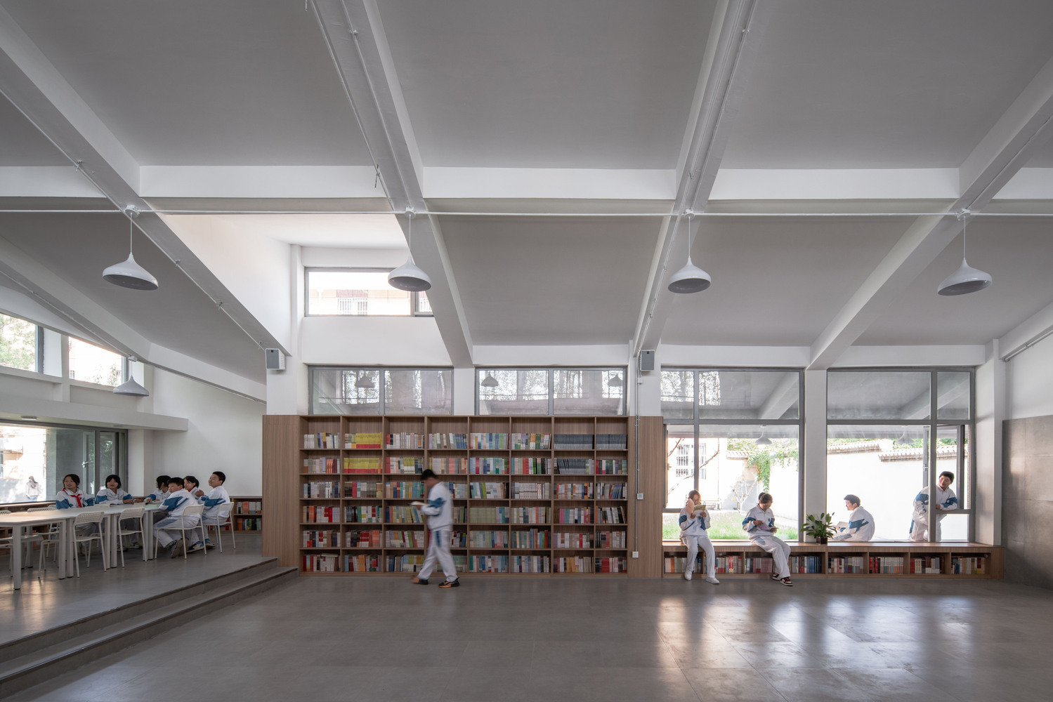 Gallery of Libraries for Children: Dynamism, Flexibility, and ...