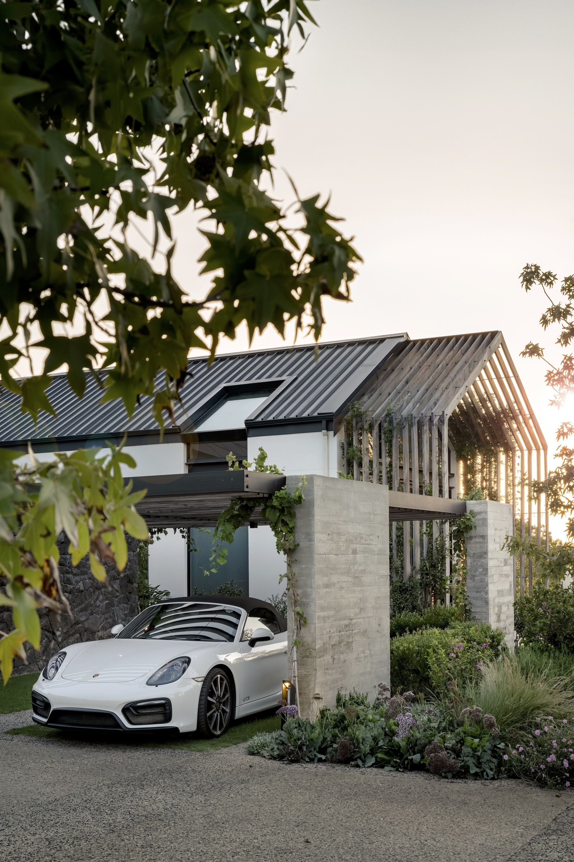 Gallery of The Reserve 01 House / Studio BHD - 18