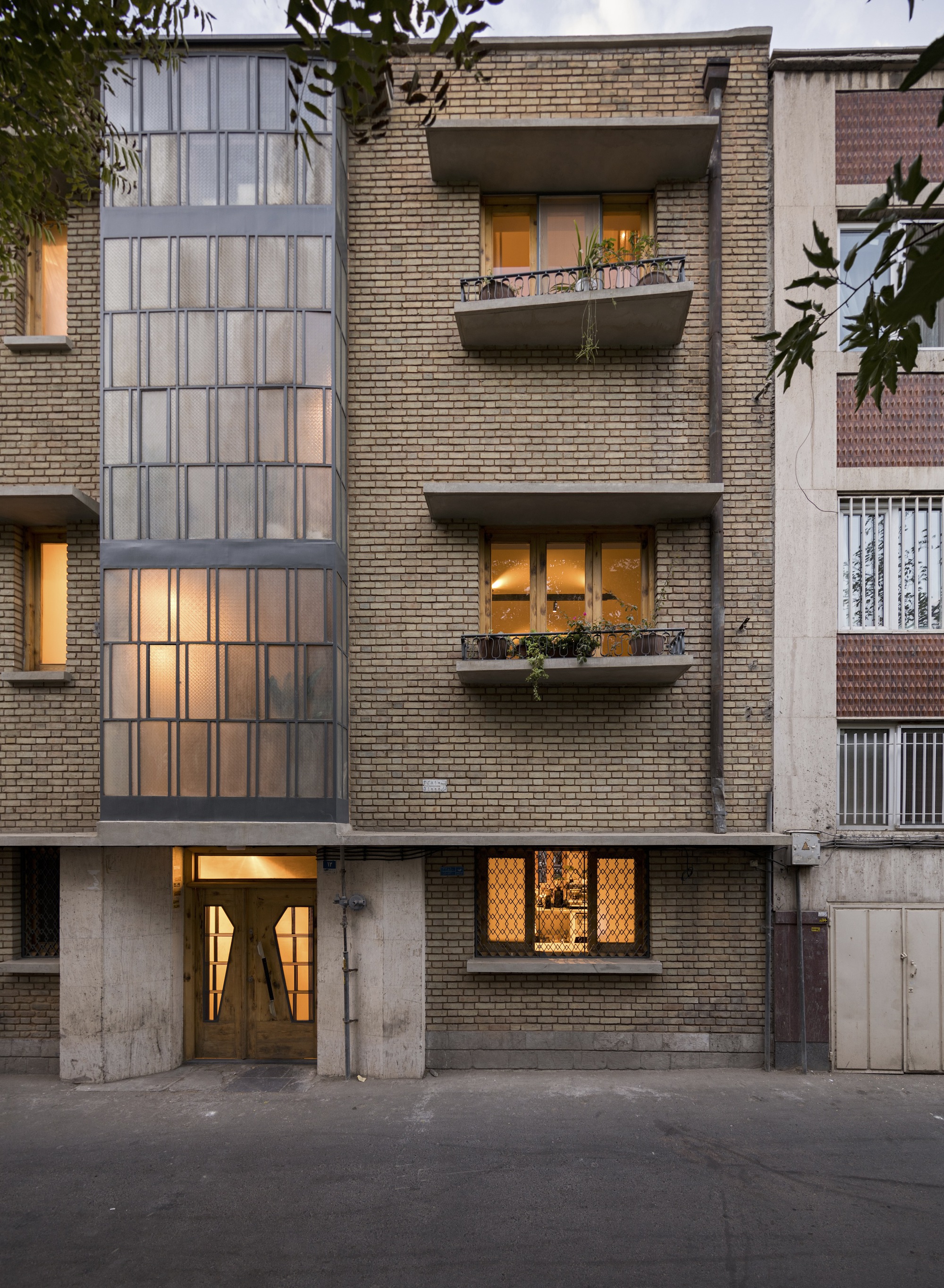 Gallery of Tamrin Space / Cando Archineering Group - 6