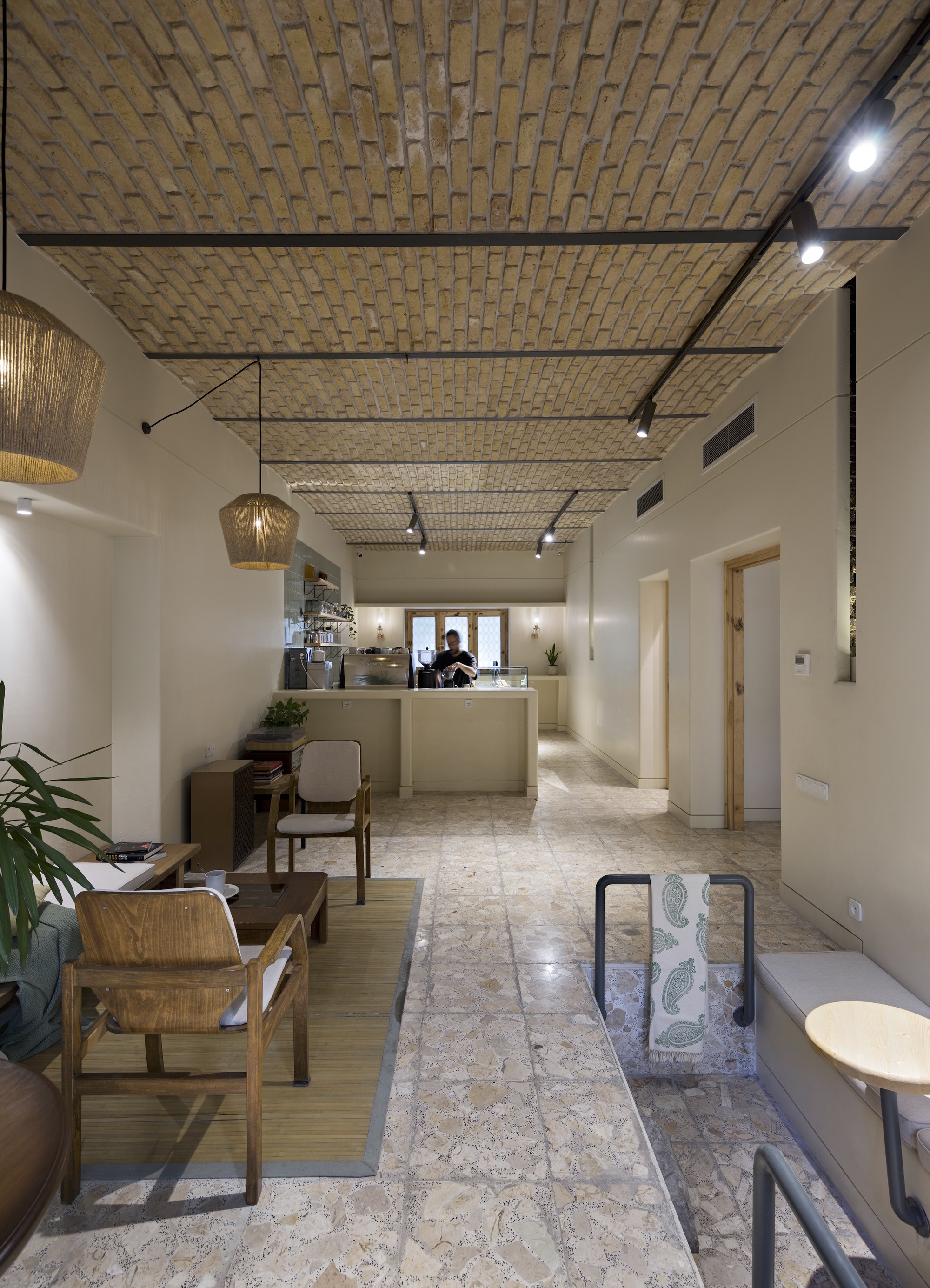 Gallery of Tamrin Space / Cando Archineering Group - 9