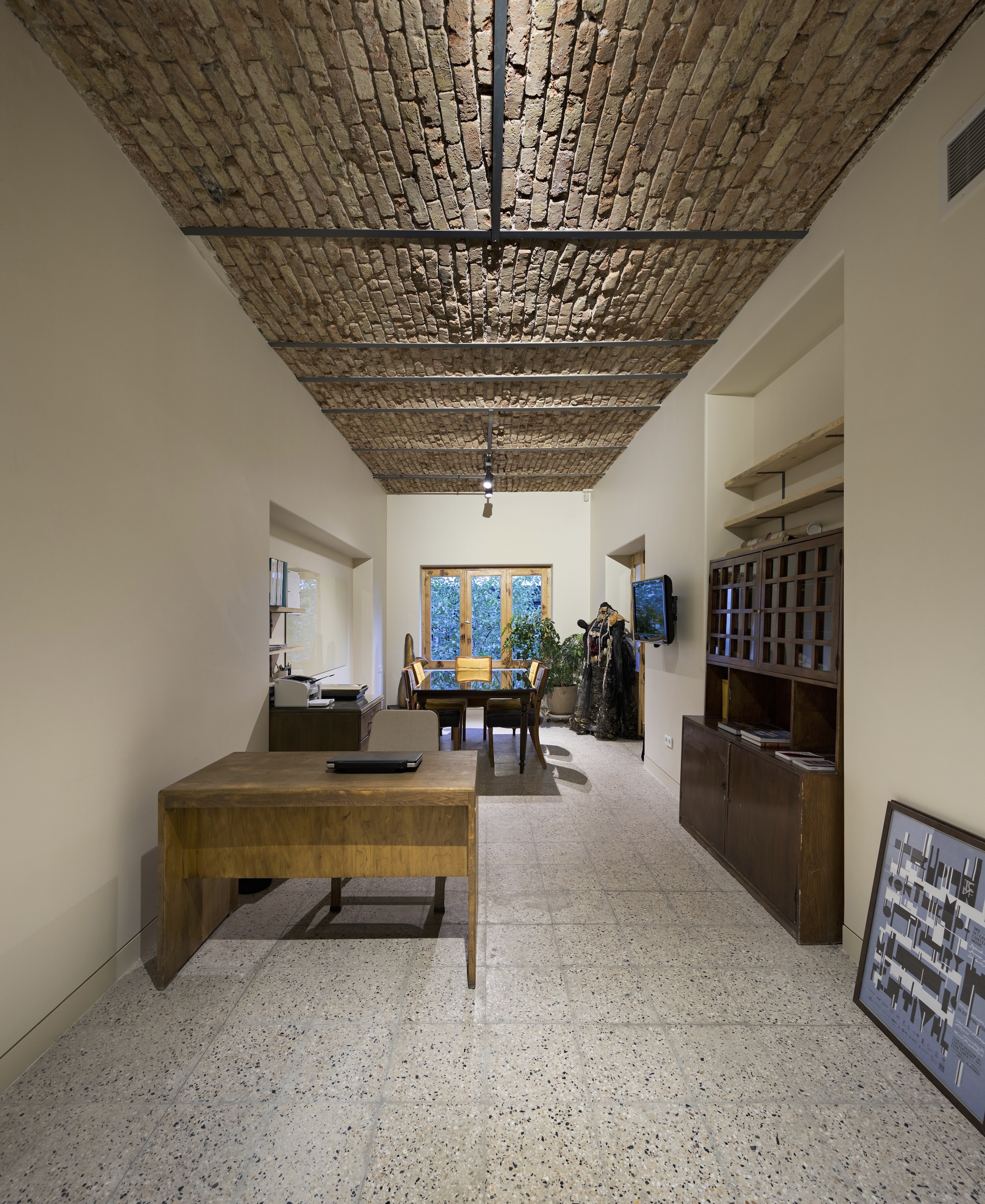 Gallery of Tamrin Space / Cando Archineering Group - 20