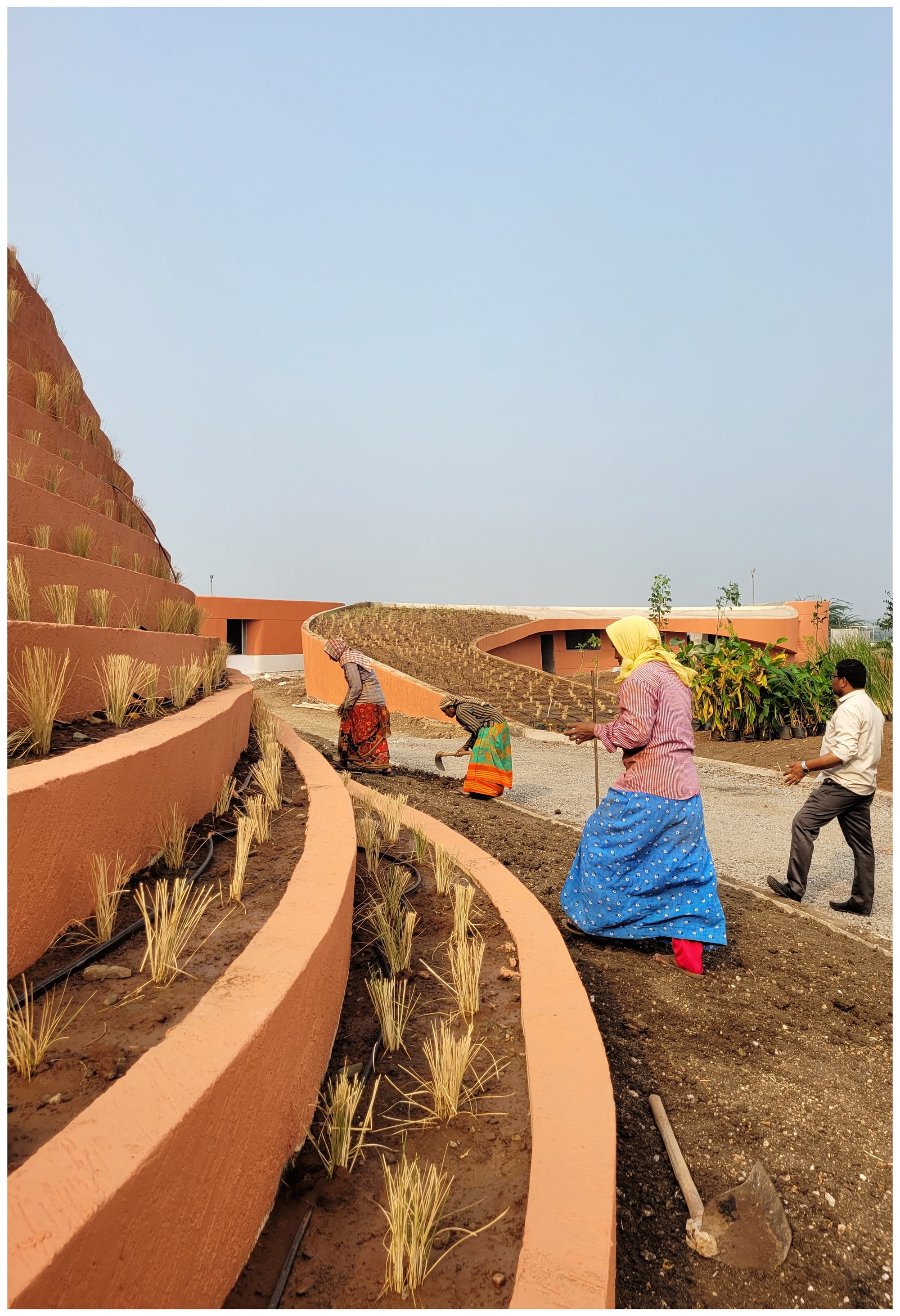 Gallery of Hampi Art Labs / Sameep Padora and Associates - 24