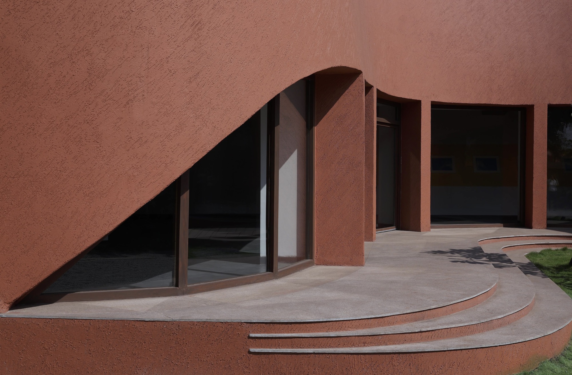 Gallery of Hampi Art Labs / Sameep Padora and Associates - 10