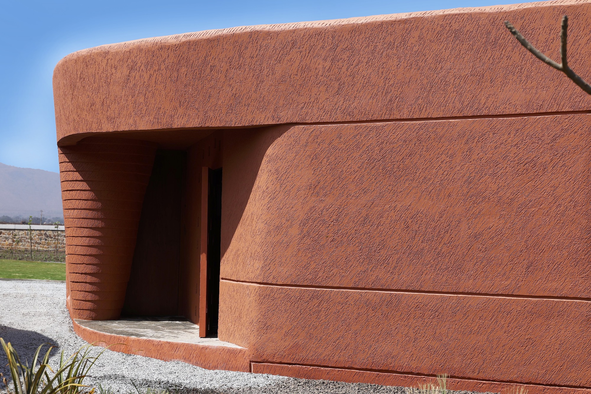 Gallery of Hampi Art Labs / Sameep Padora and Associates - 12