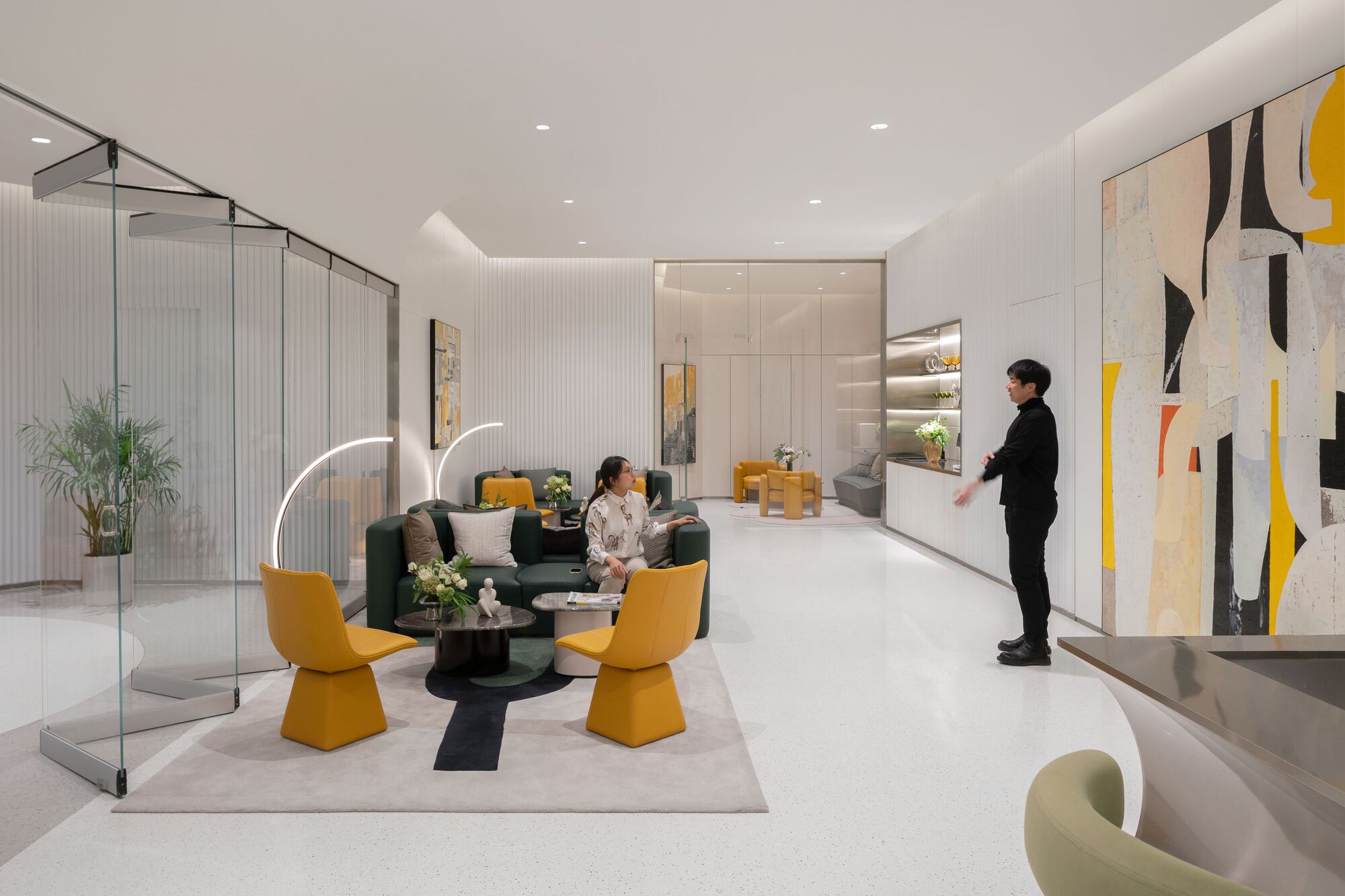 Gallery of Dalian Huanan MixC One Mall / Ippolito Fleitz Group - 17