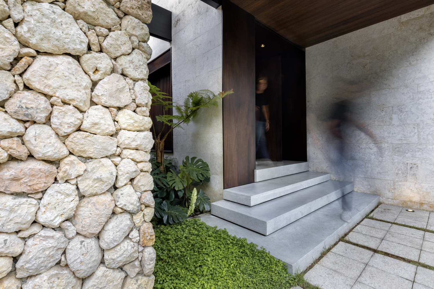 Gallery of The New Stone Age: 12 Contemporary Houses in Latin America ...