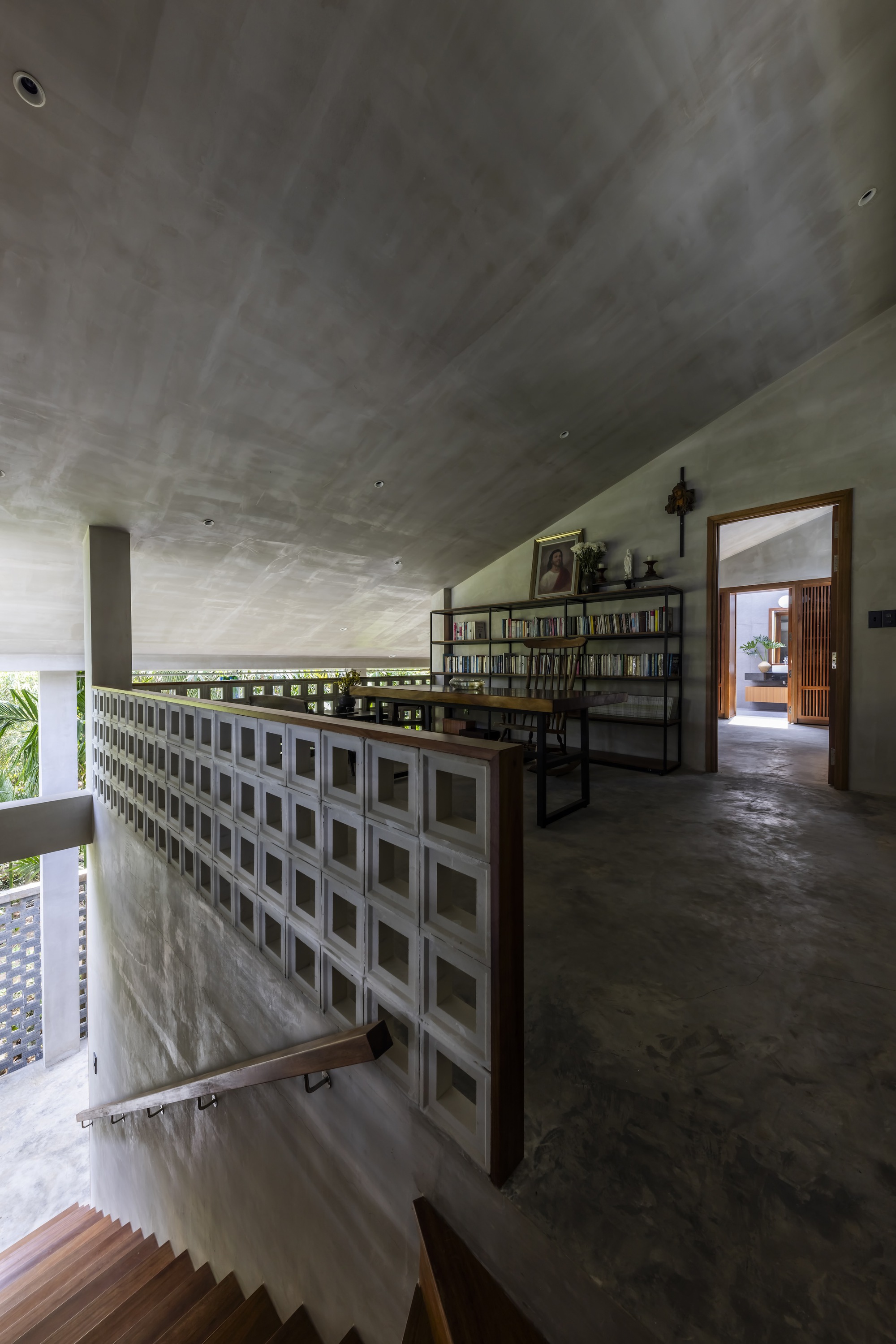 Gallery of Anchor House / MM++ architects - 17