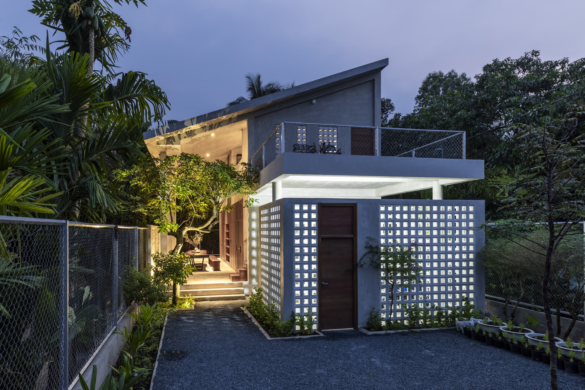 Gallery of Anchor House / MM++ architects - 24