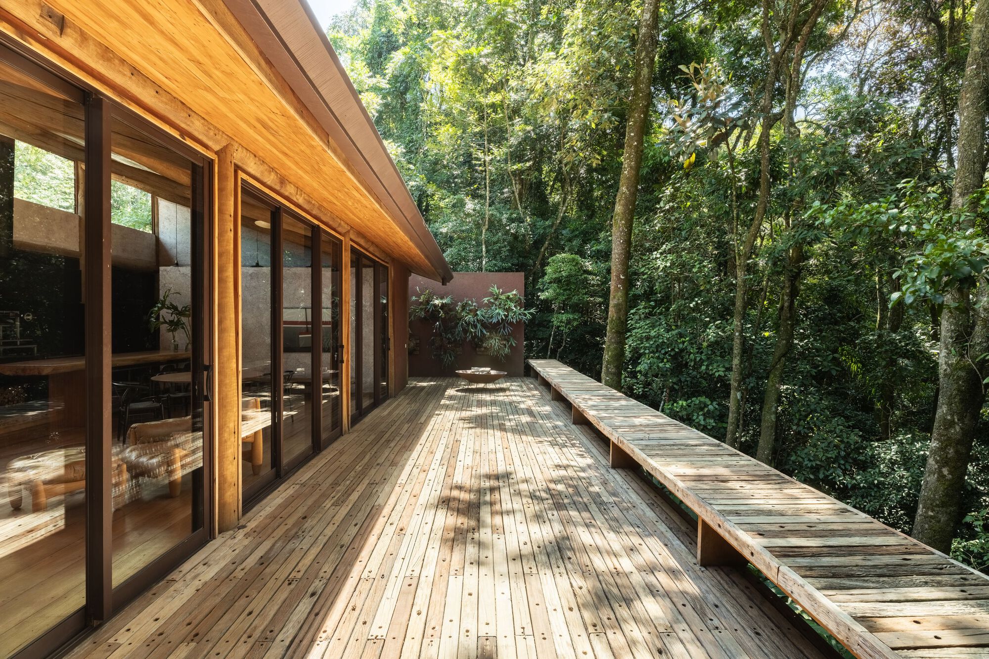 Gallery of House in the Woods / Renato Santoro + FJ55 Arquitetos - 10