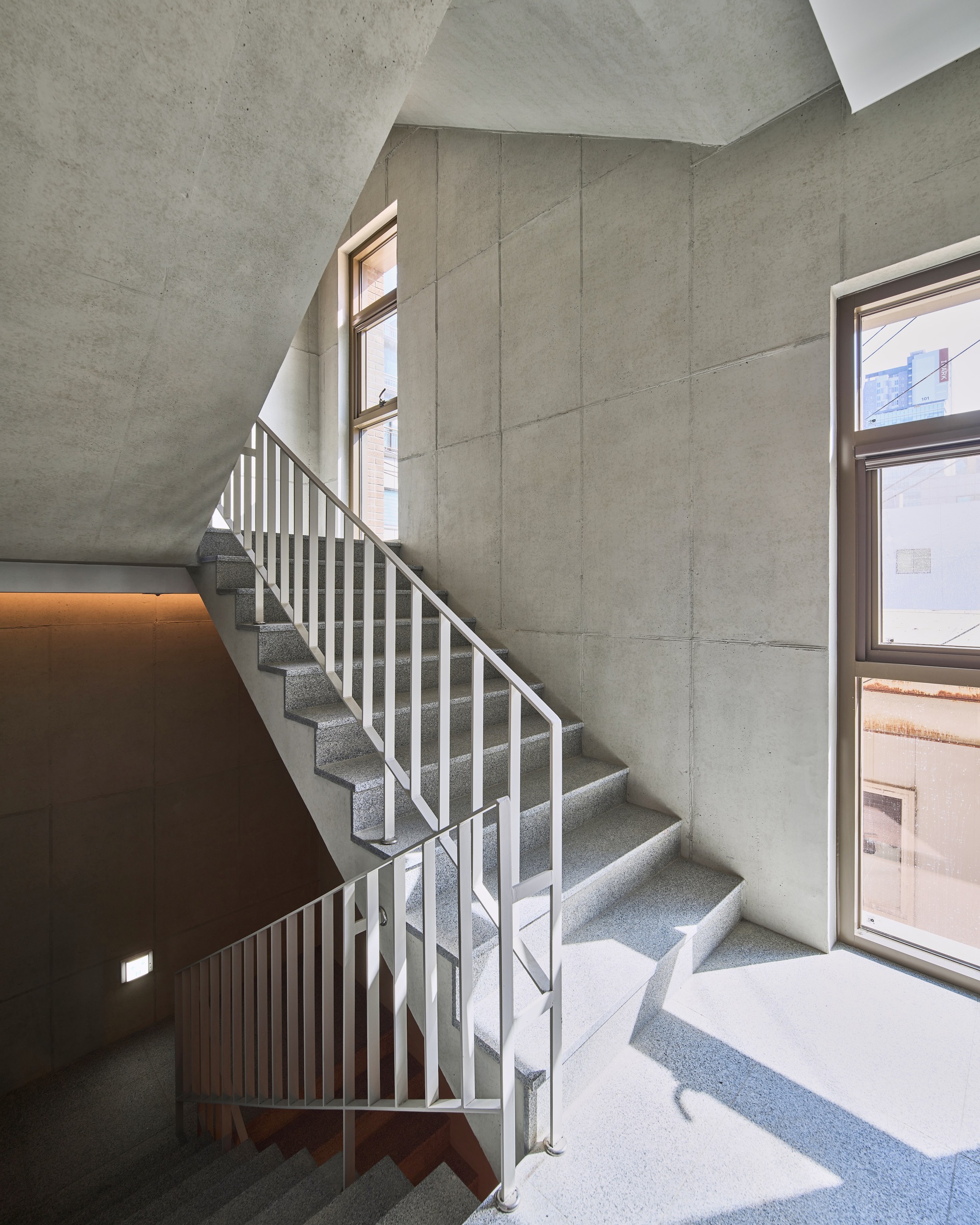 Gallery of Seocho Staircase Neighborhood Living Facilities / mlnp ...