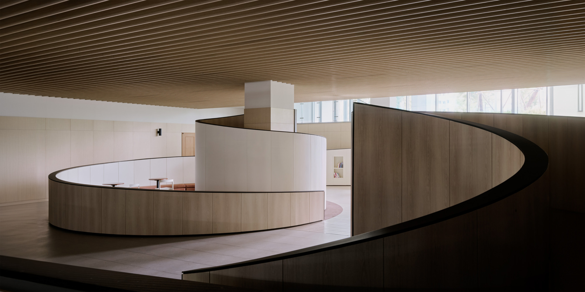 Gallery of KEPCO Community Lounge / STUDIO I'll - 2