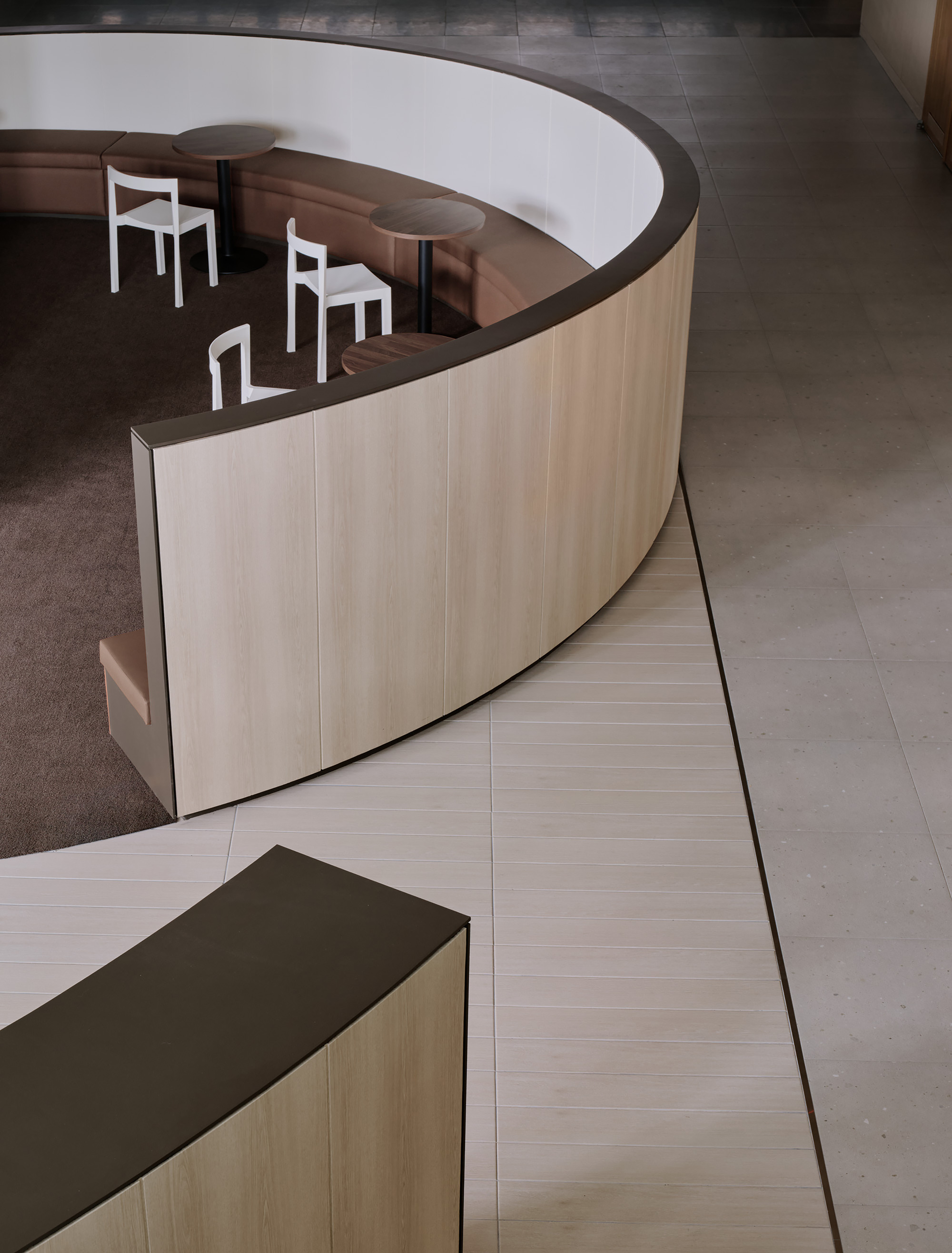 Gallery of KEPCO Community Lounge / STUDIO I'll - 5