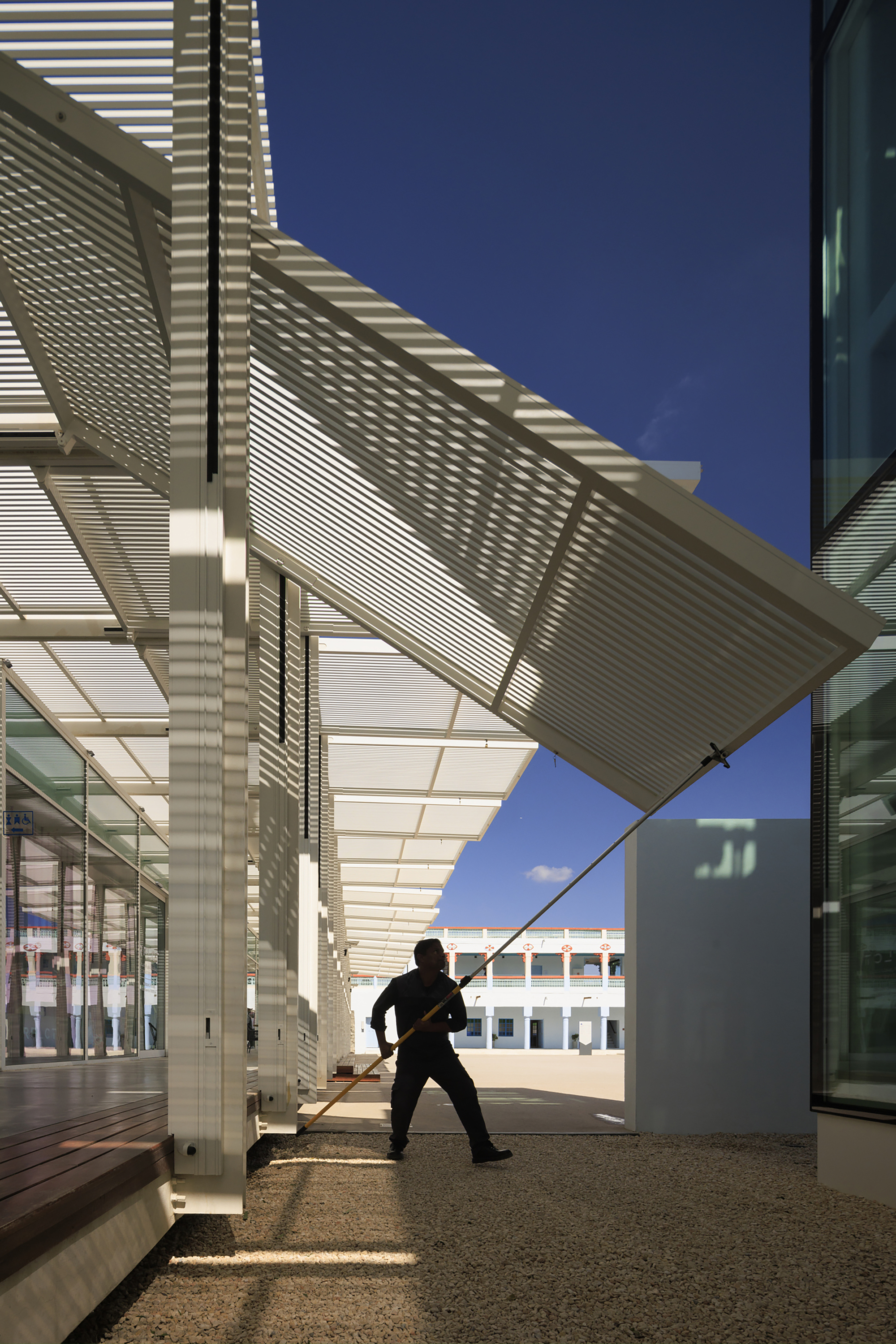 Galeria de Centro Cultural Bait Mohammed Bin Khalifa / X Architects ...