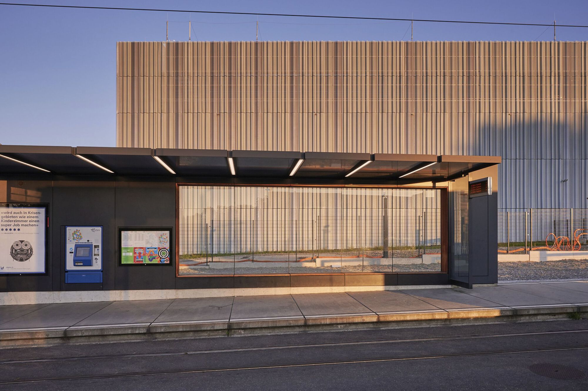 Gallery of ZUR3 Data Center / Gruner&Friends - 8