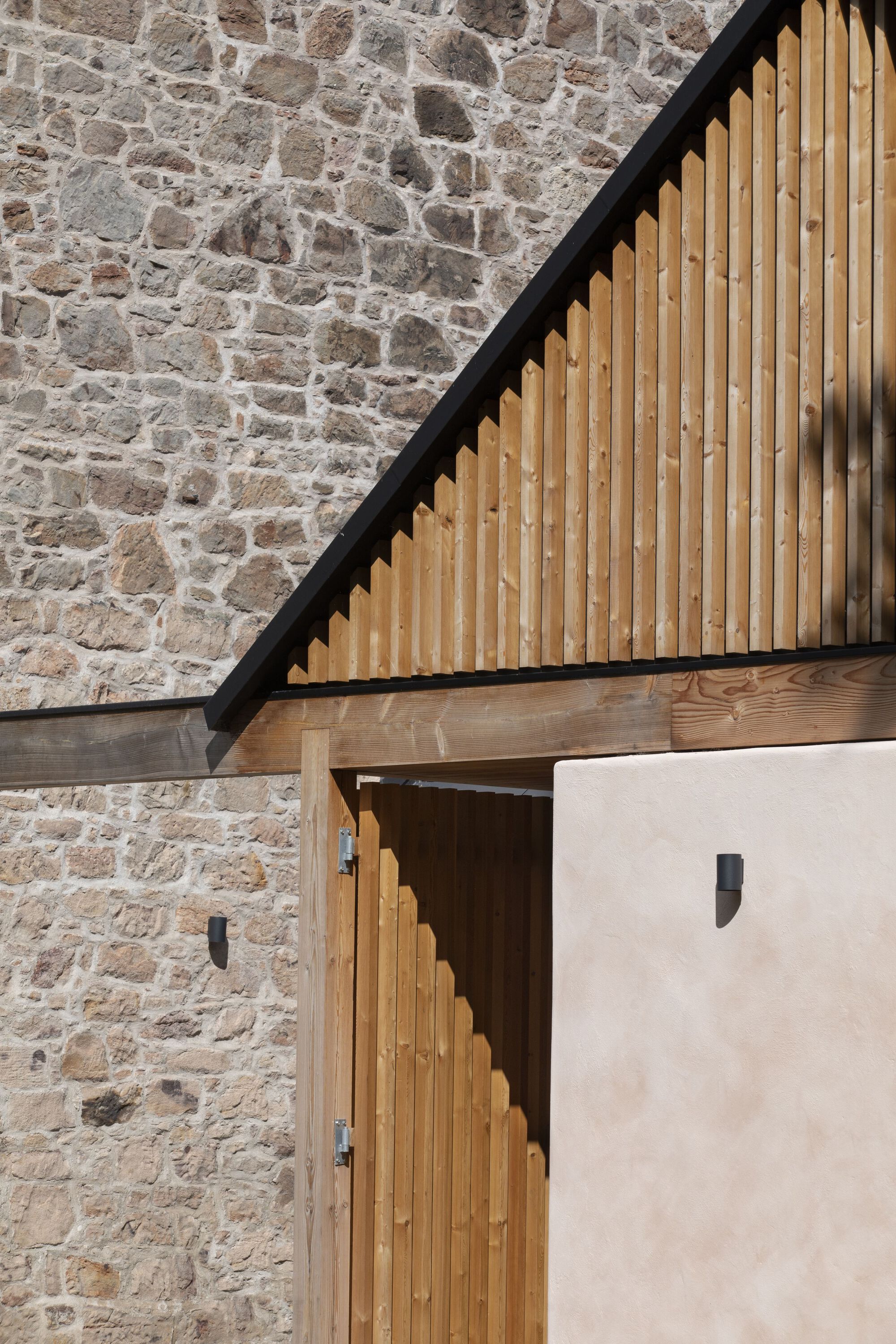 Gallery of Renton Hall House Extension / WT Architecture - 31