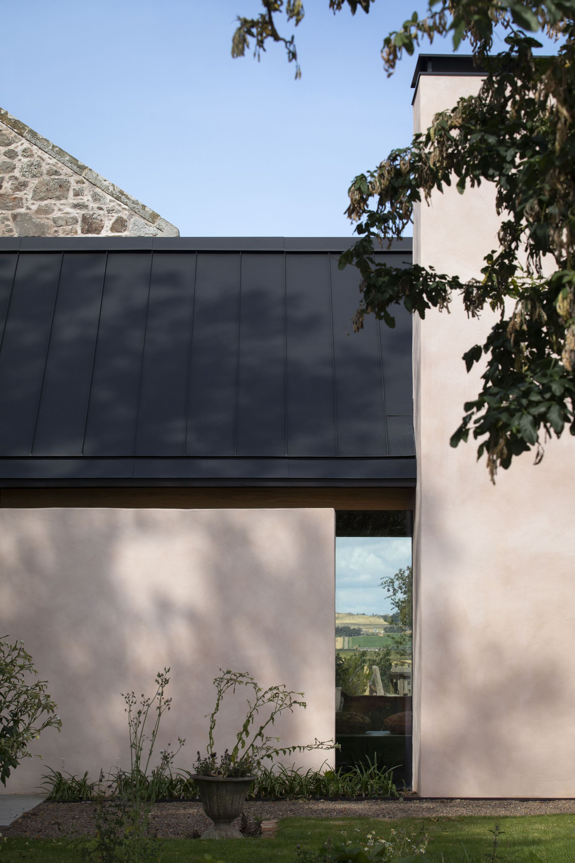 Gallery of Renton Hall House Extension / WT Architecture - 32