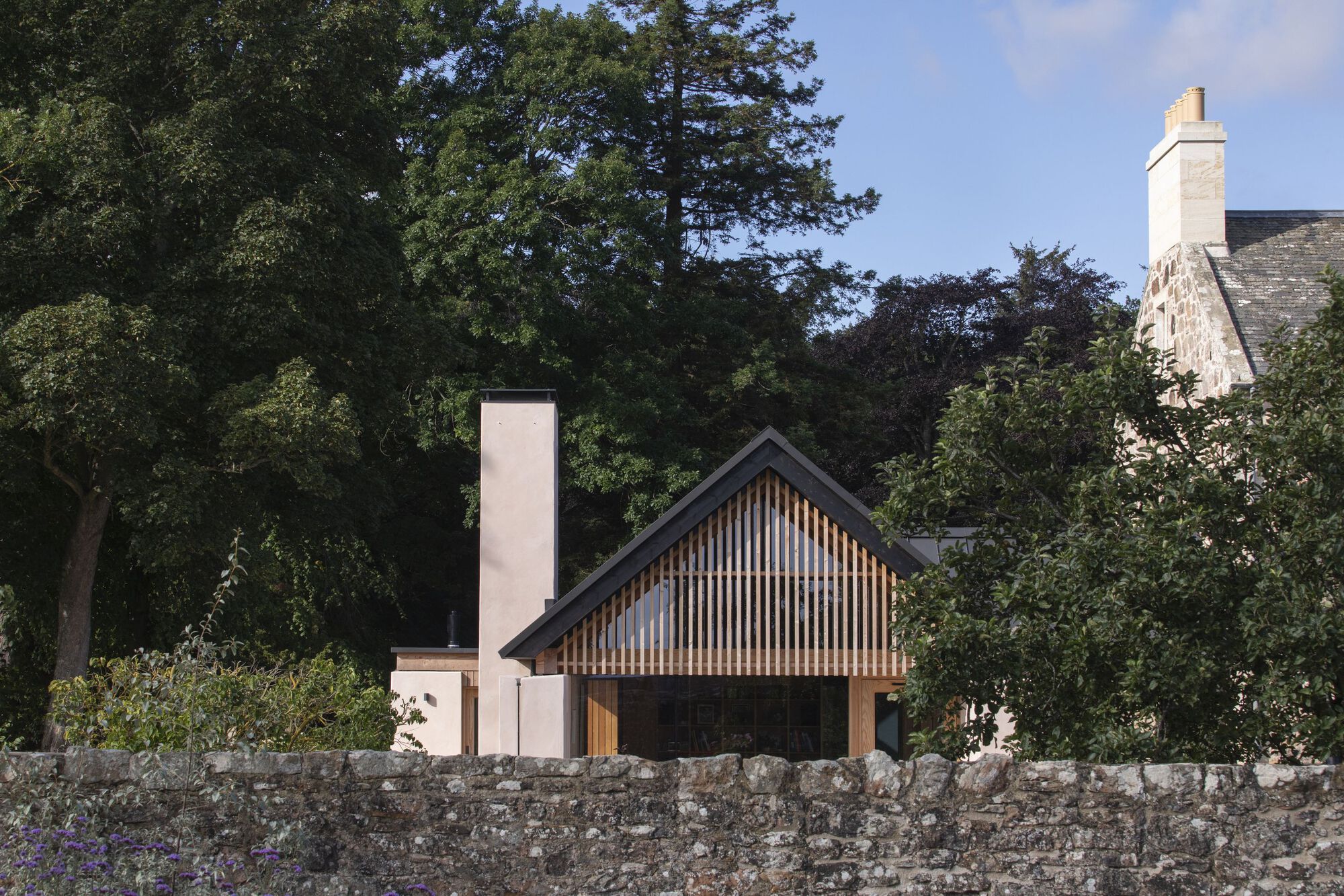 Gallery of Renton Hall House Extension / WT Architecture - 39