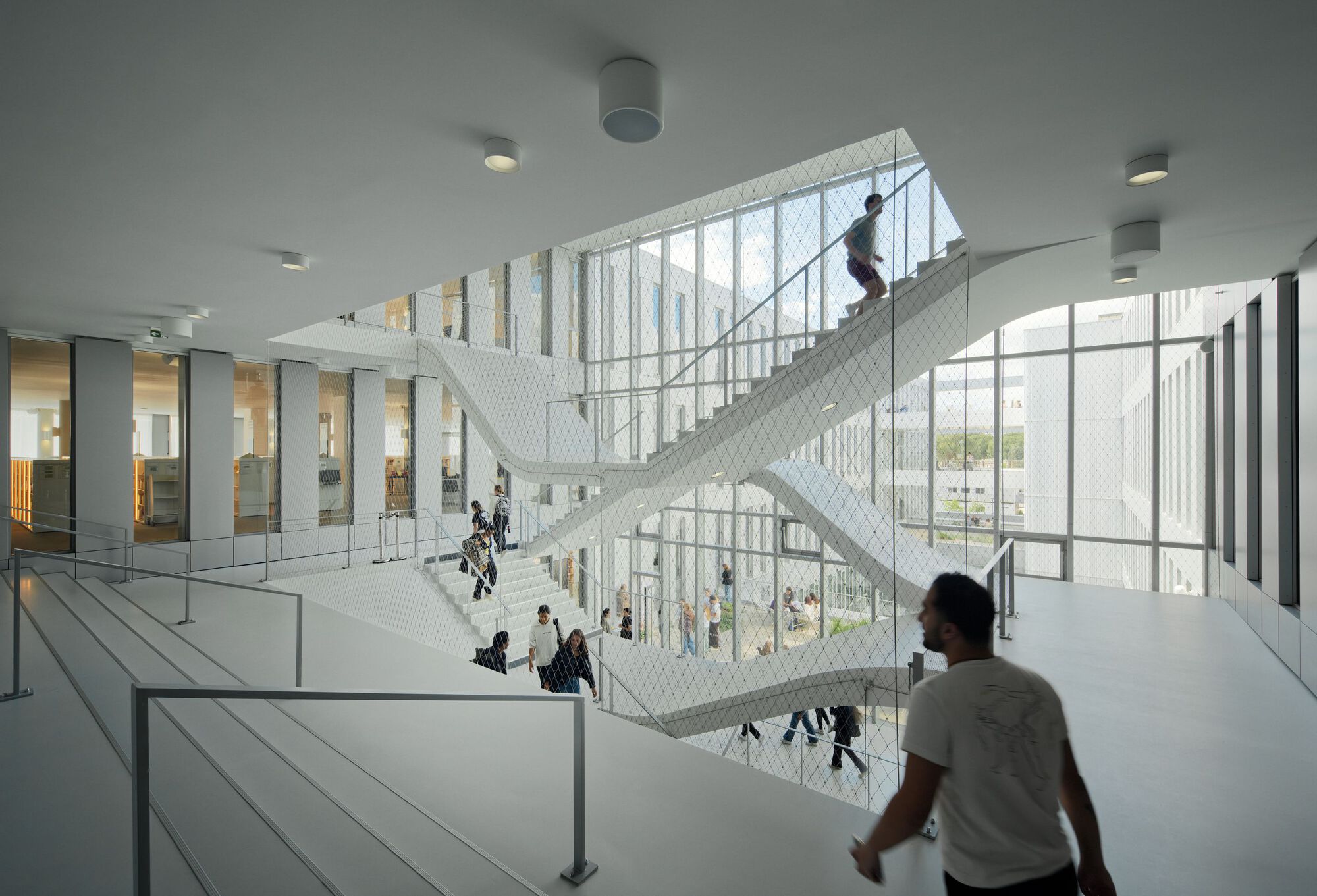 Gallery of The Atrium University Library / SCAU - 11