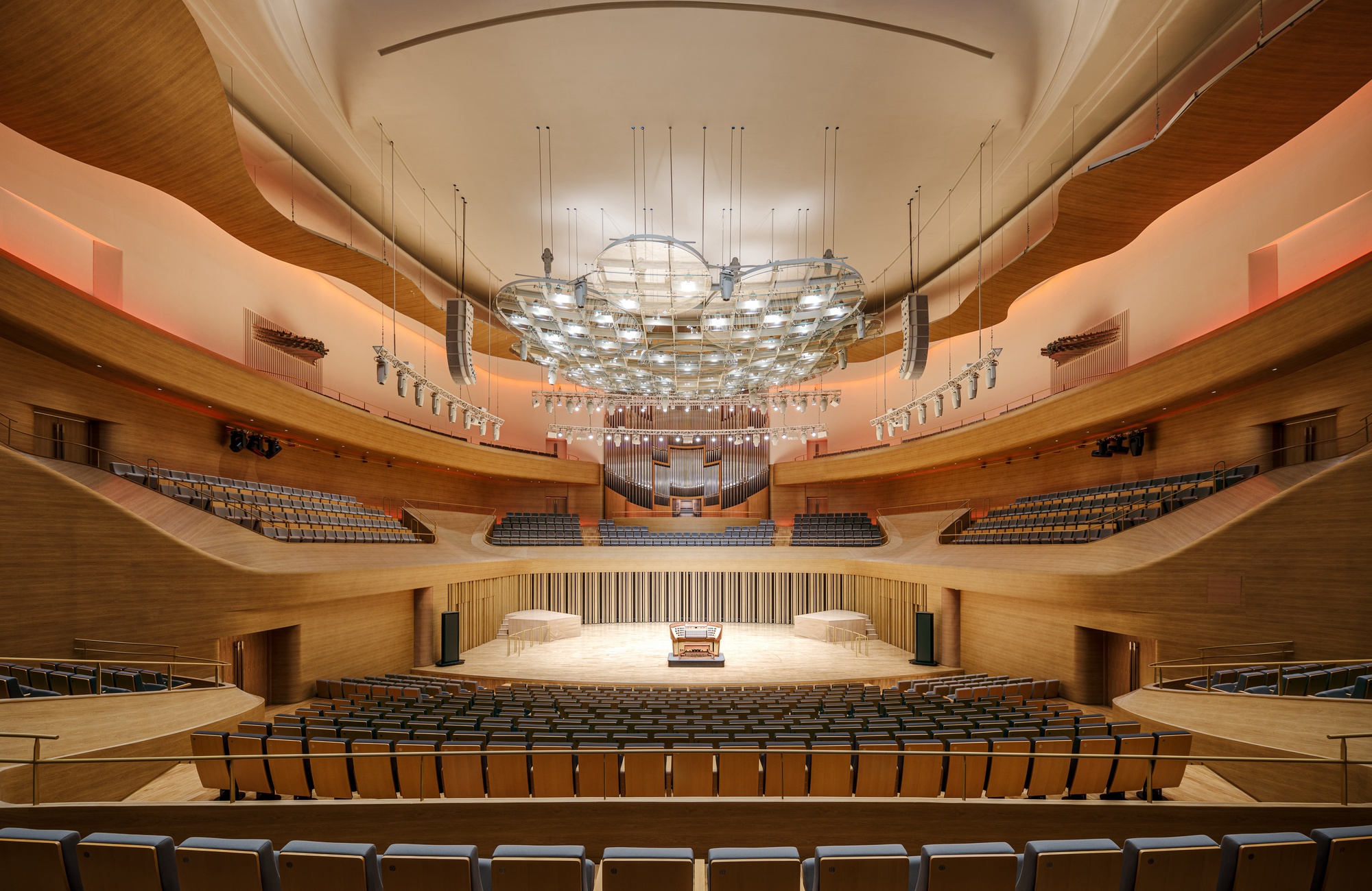 画廊 北京艺术中心 / SHL+Perkins&Will+北京建院 - 5