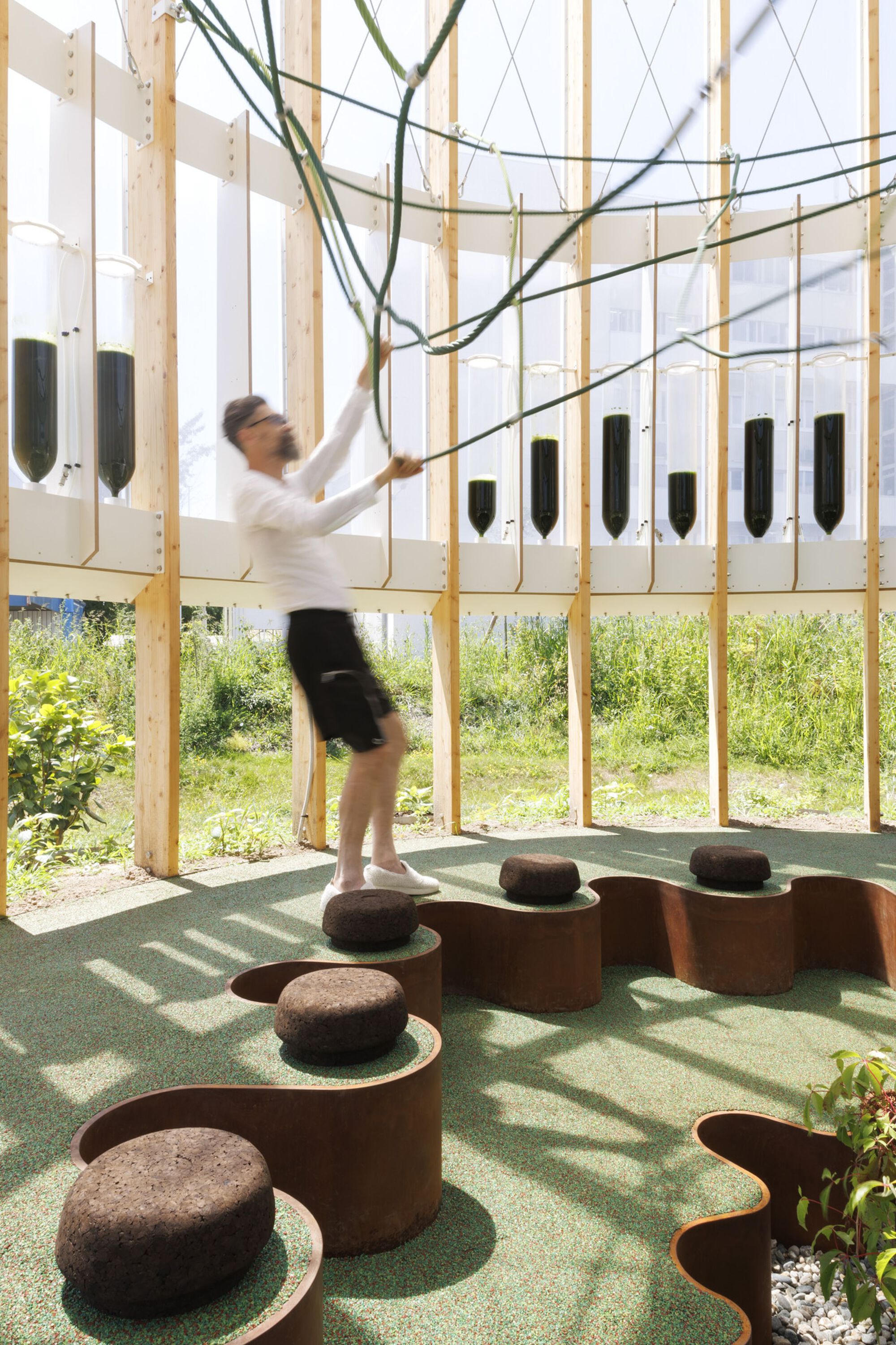 Gallery of AirBubble Restorative Space / ecoLogicStudio - 9